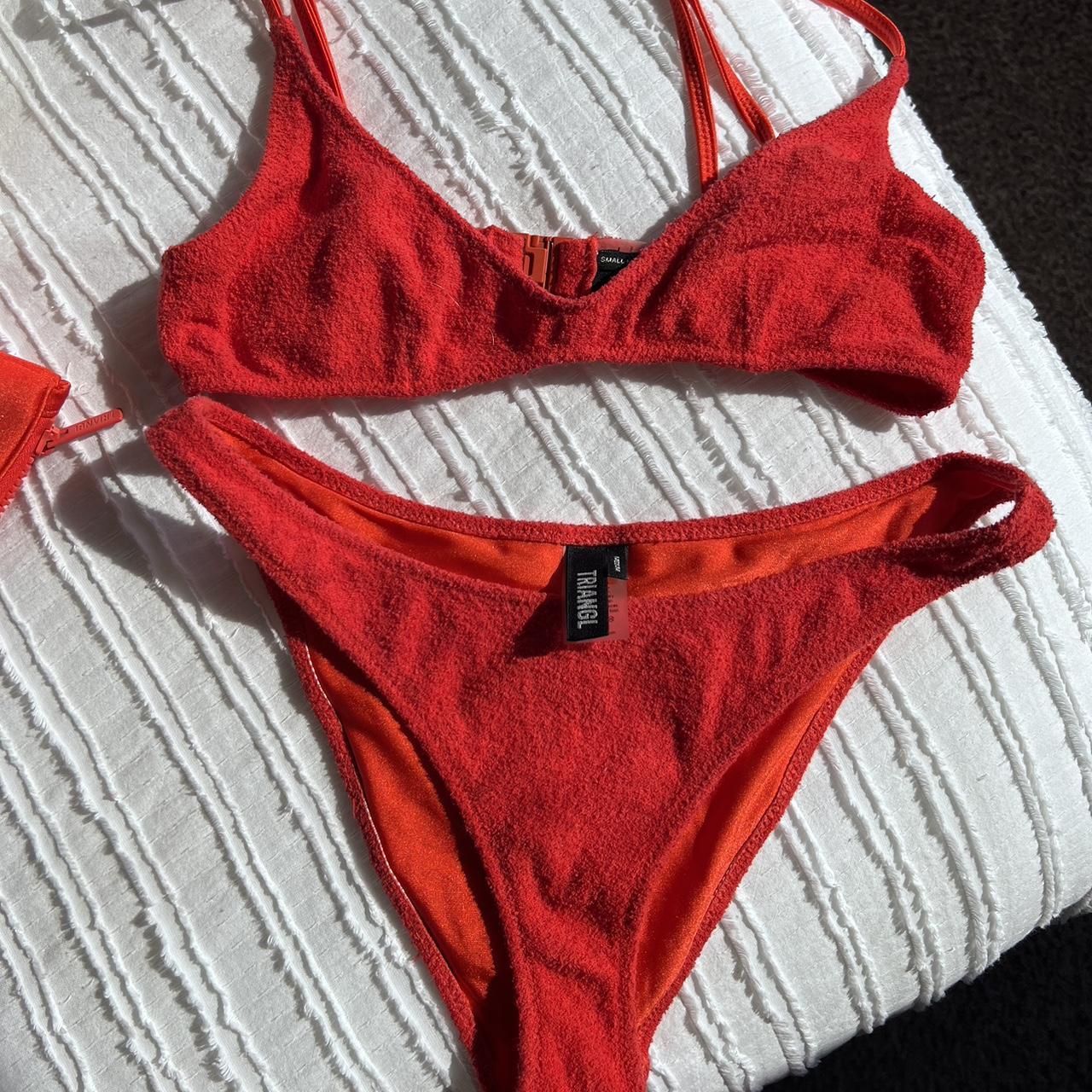 red triangl bikini bottoms: medium top: small+ - Depop