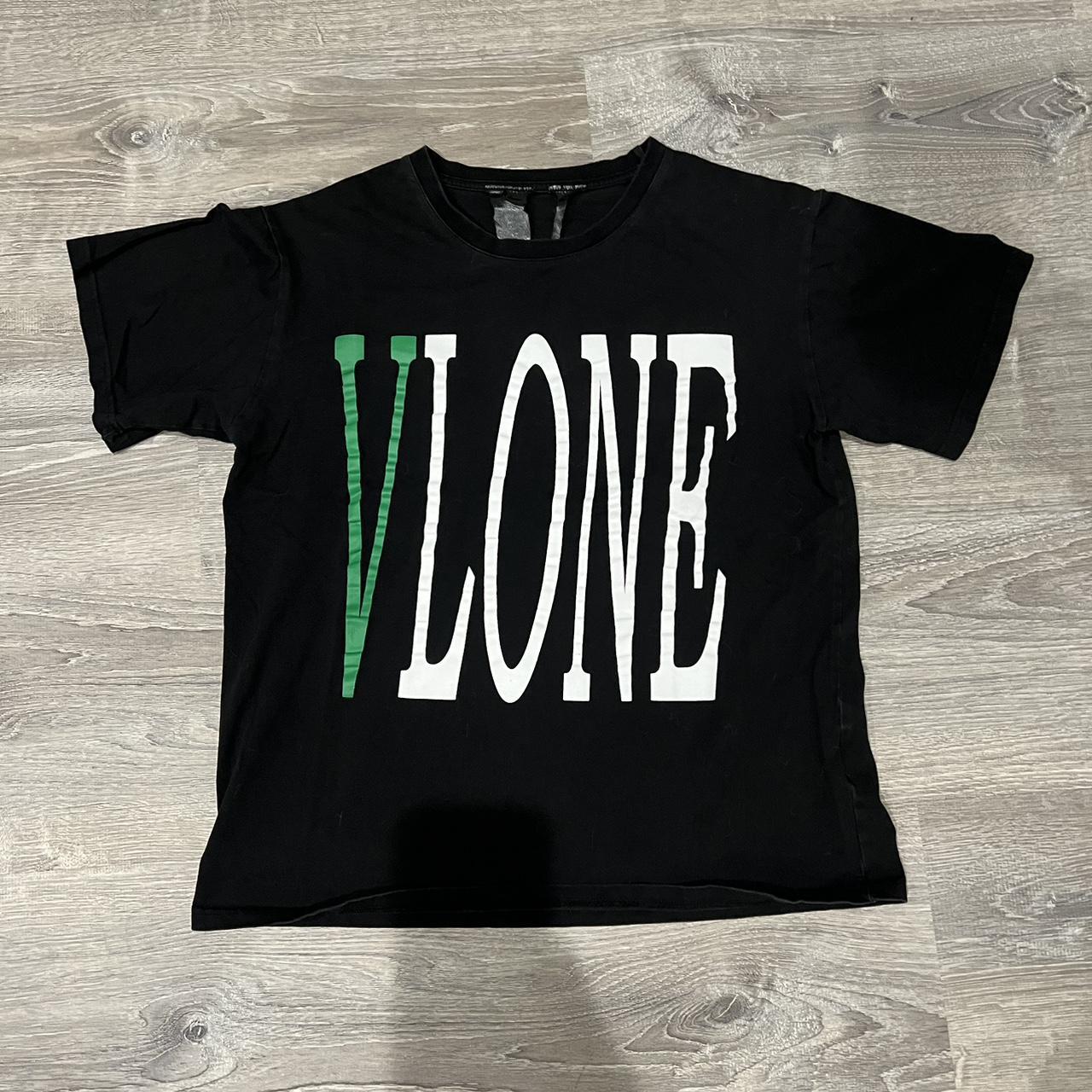 VLONE Tee Size L Message for measurements #vlone... - Depop