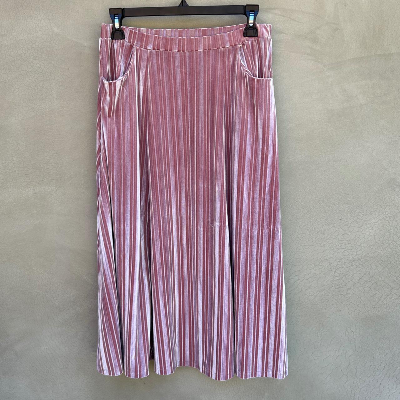 LuLaRoe pink velour pleated midi skirt, with... - Depop