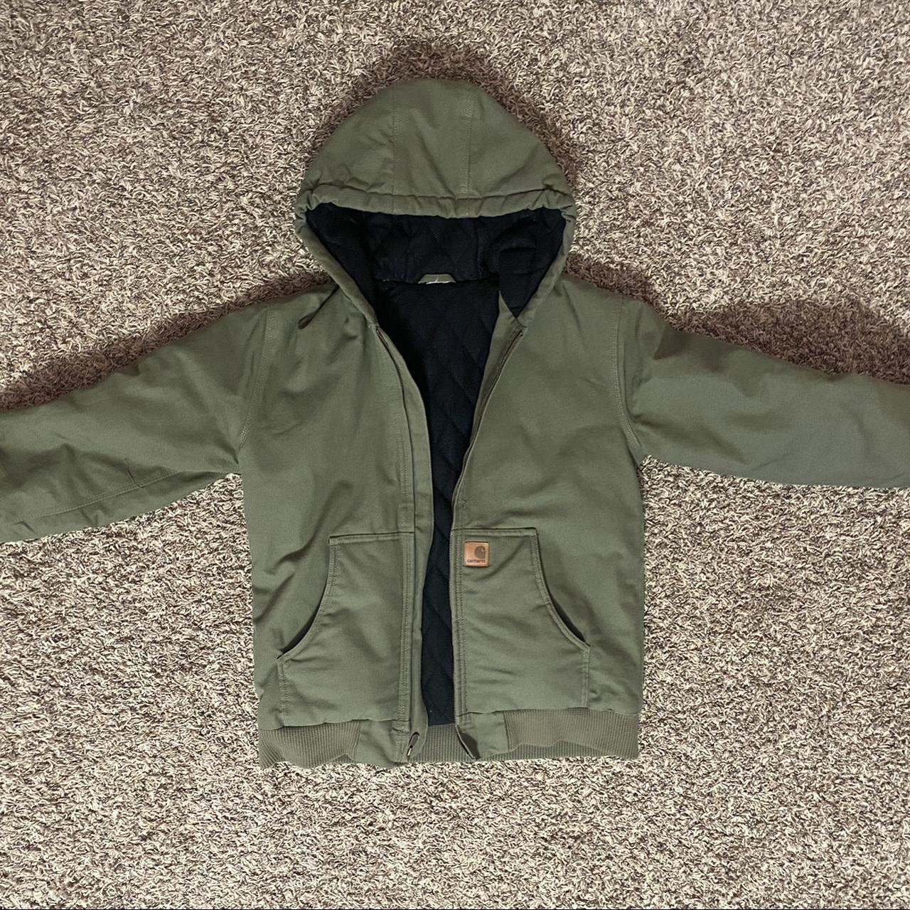 green carhartt coat, men’s S, worn a few times so... - Depop