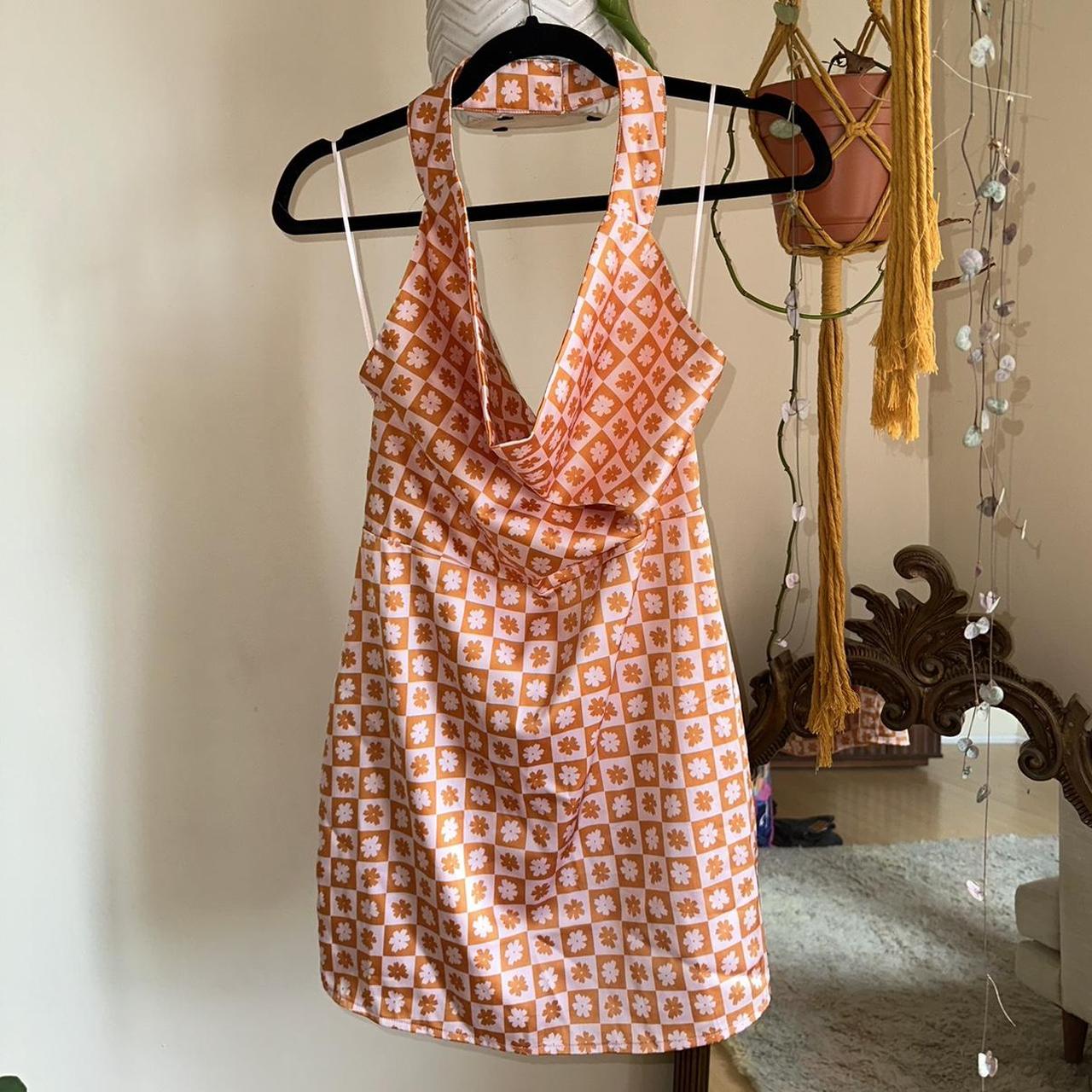 NWT Adorable #Twee #70s print #pattern silk style... | Depop