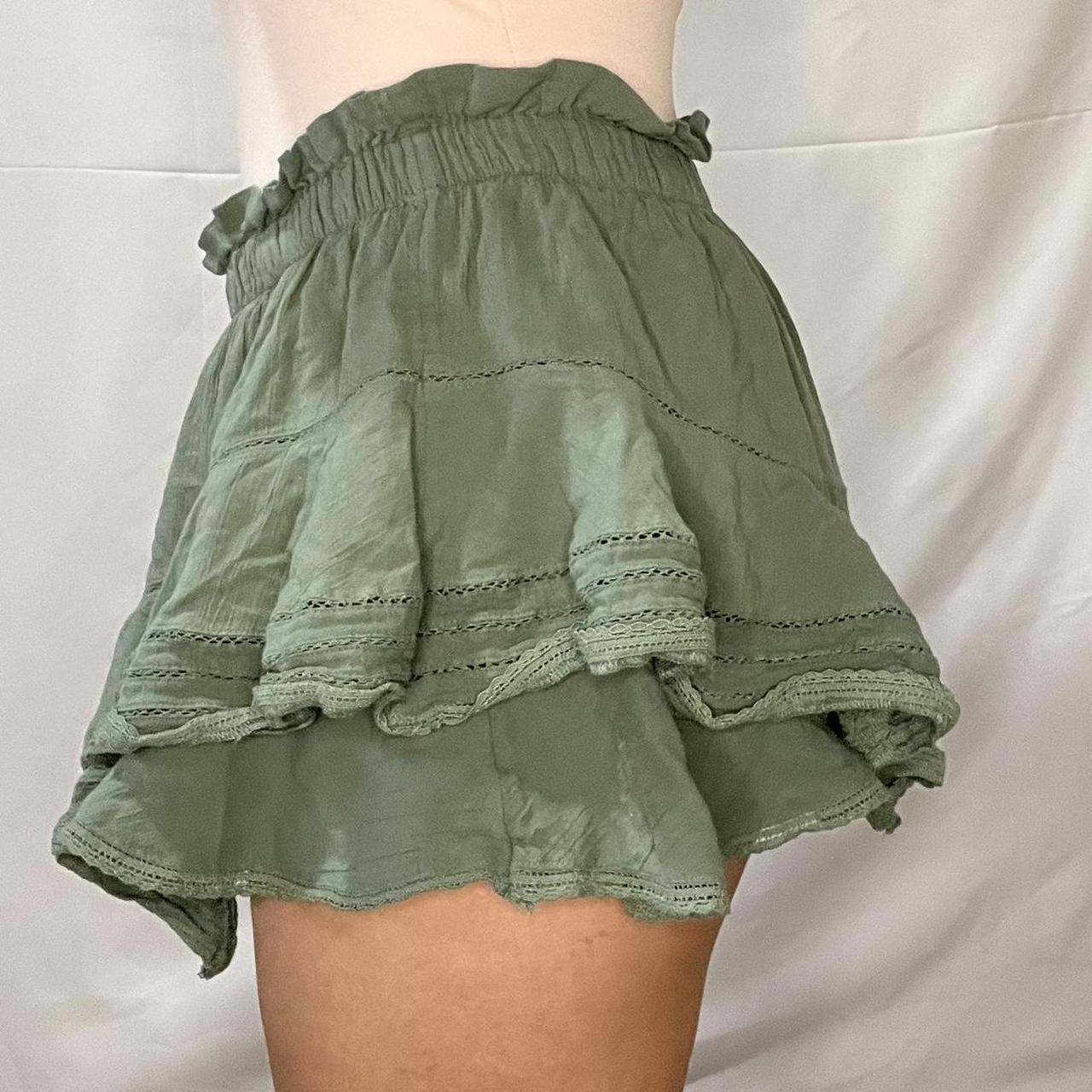 Aerie skort! Gorgeous green skirt with shorts... - Depop