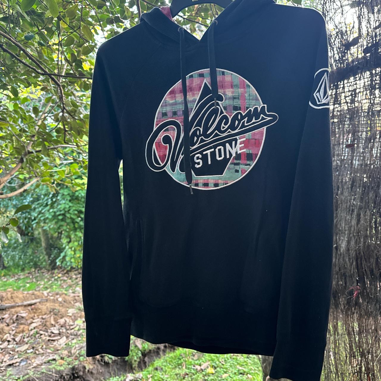 2000s Volcom Hoodie Great condition Size 10 - Depop