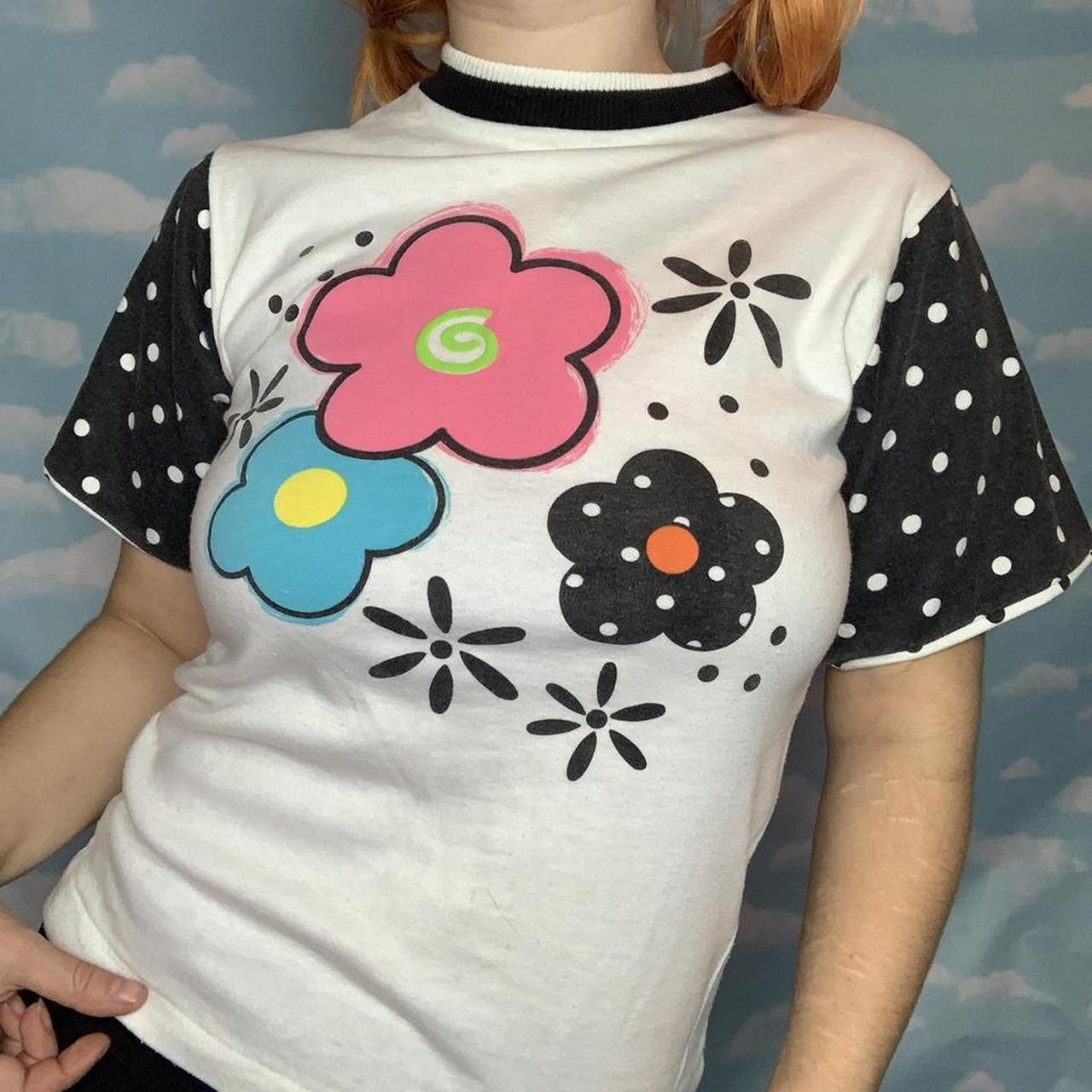 Beautiful late 80s / early 90s flower power top that... - Depop