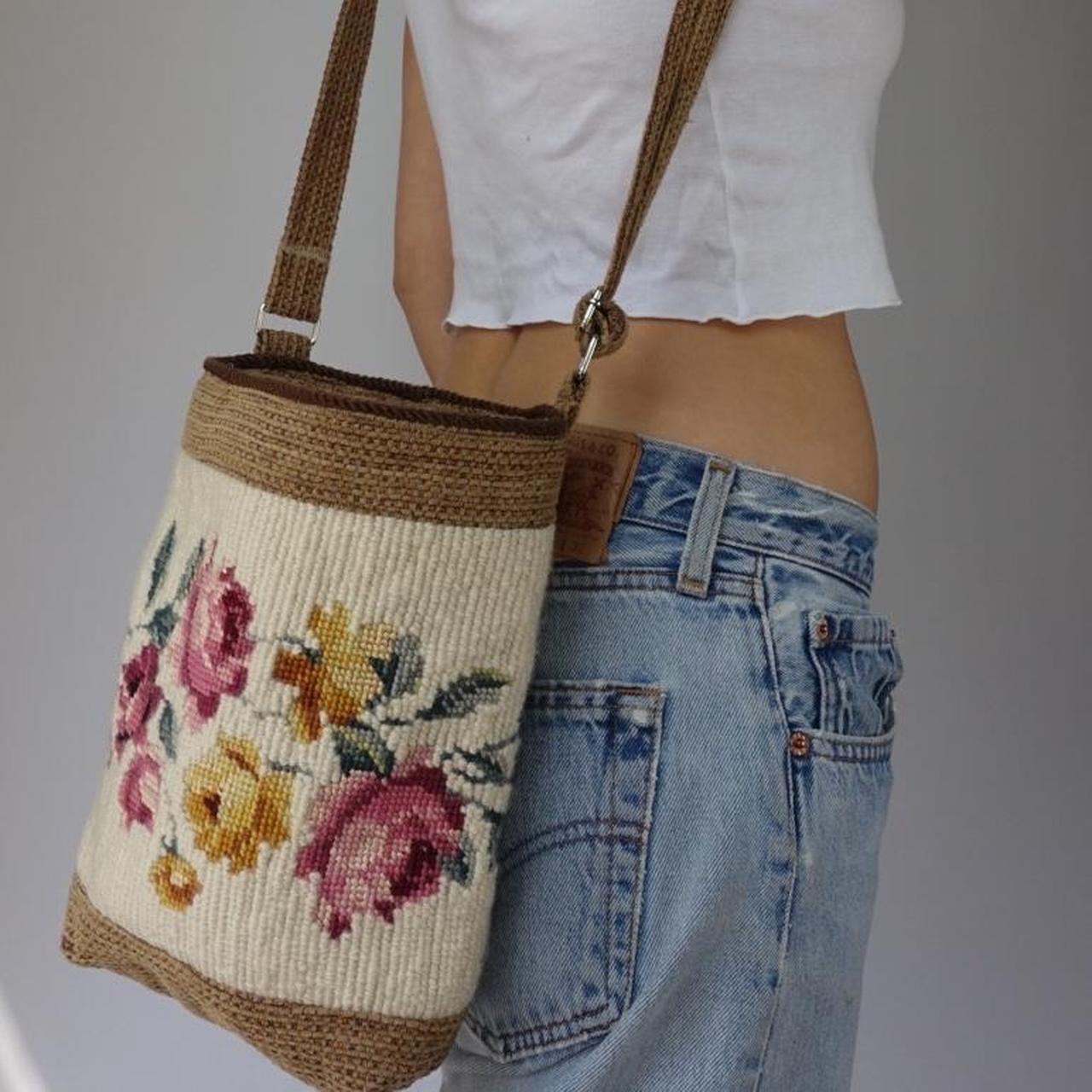 Vintage floral knit bucket bag Super cute... | Depop