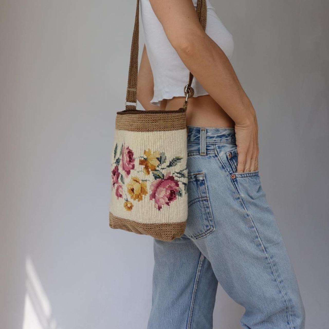 Vintage floral knit bucket bag Super cute... | Depop