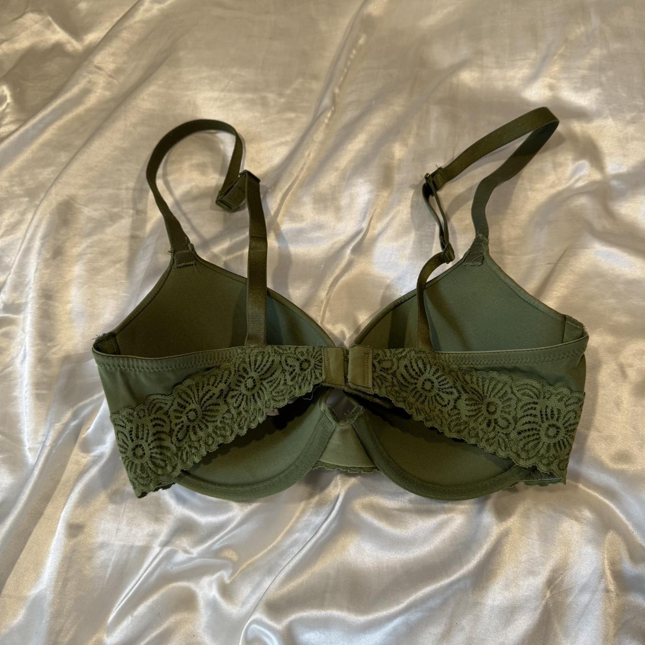 Never worn green target bra Too small on me... - Depop
