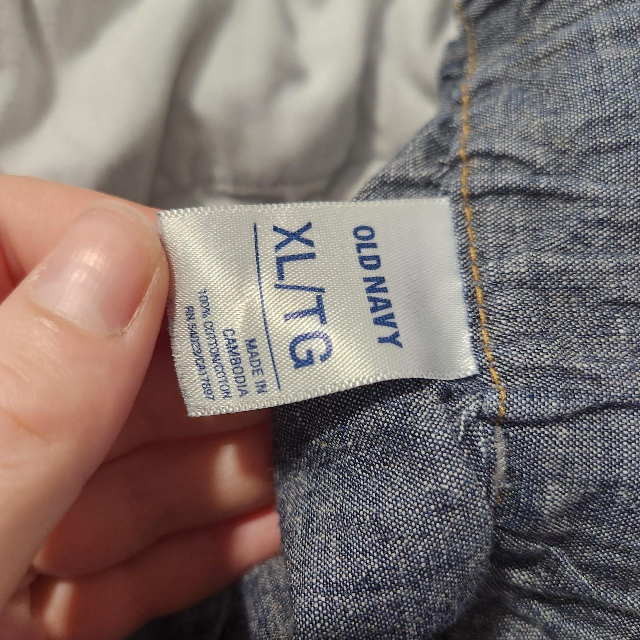 Old Navy Blue Chambray Cropped Pants Blue chambray... - Depop