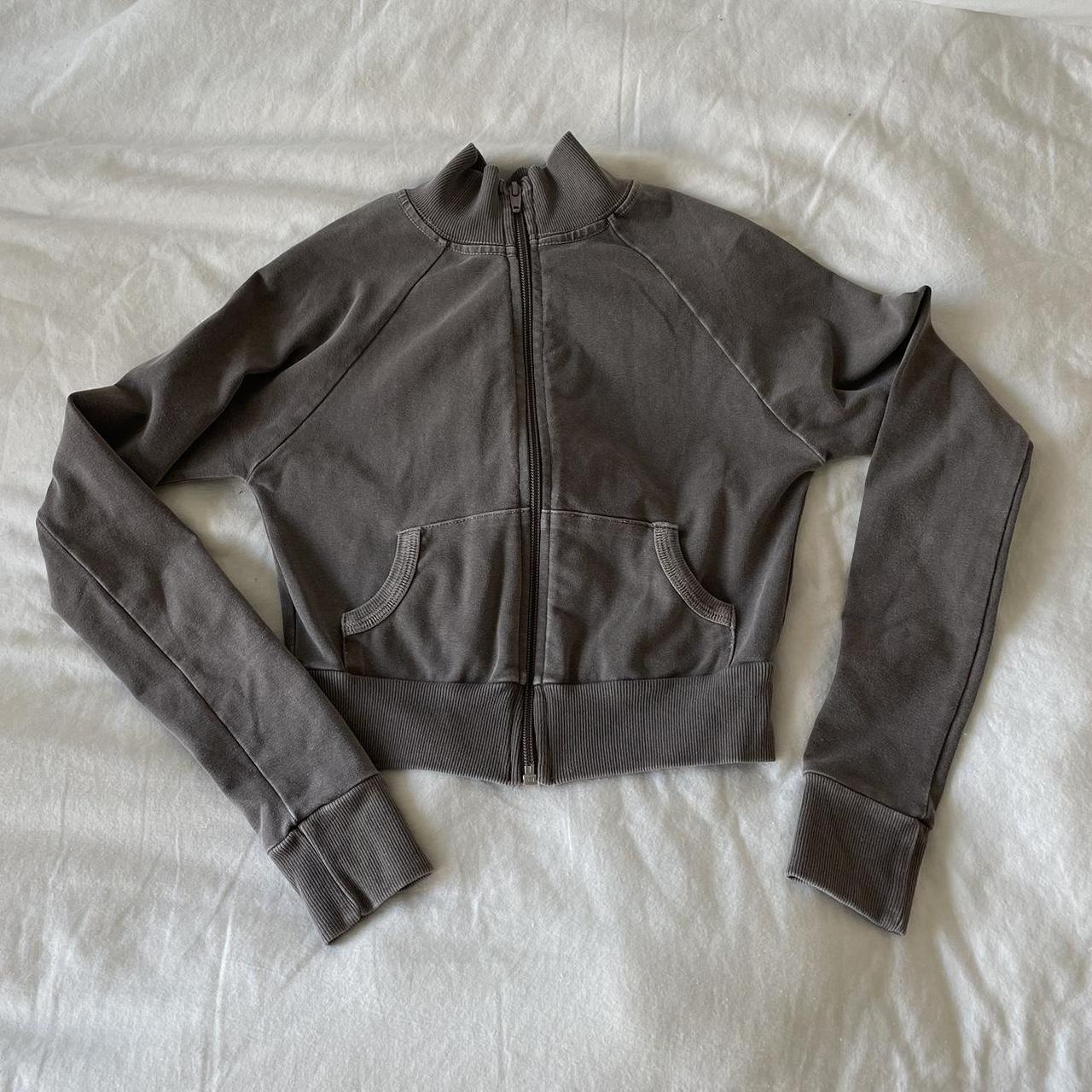 Skims Cropped Jacket in Amethyst - Depop