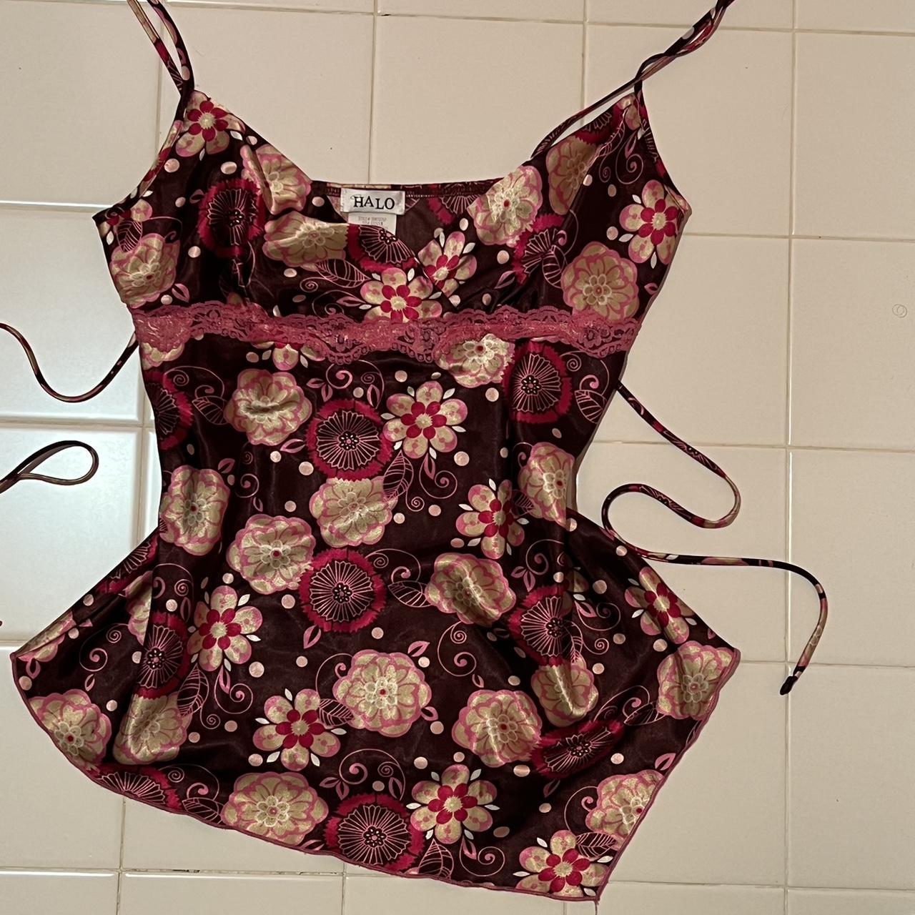 Labeled a size Extra Large but could fit a Large or... - Depop