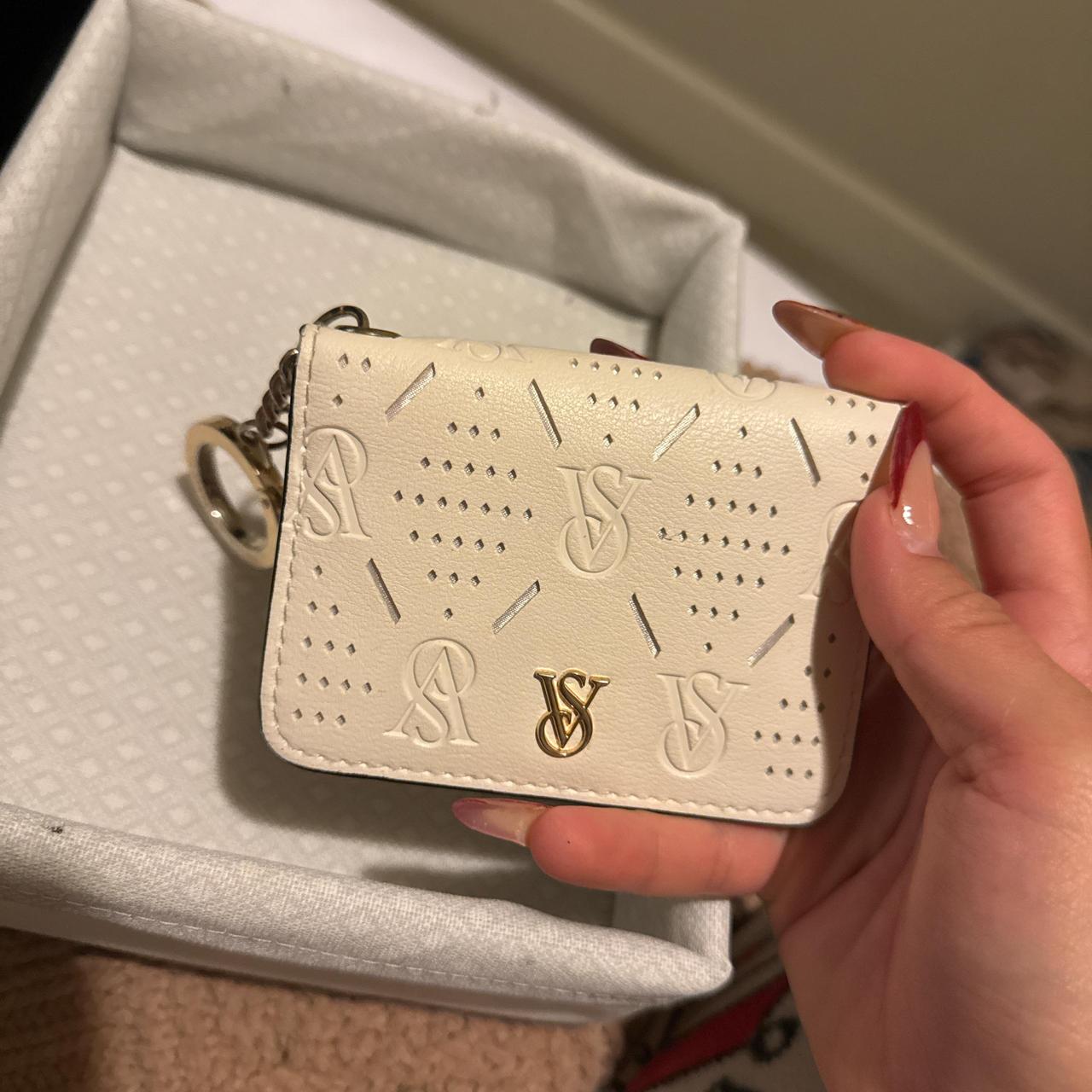 victoria secret wallet/keychain - Depop