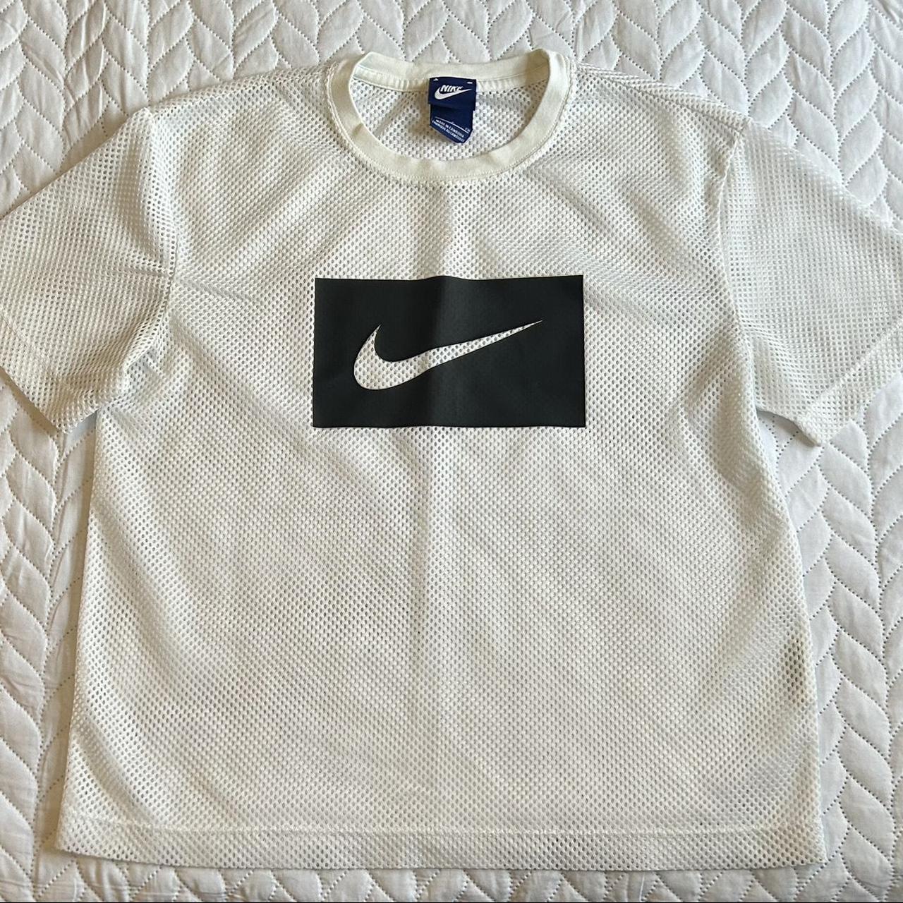 Nike Net T-Shirt Only worn twice - Depop