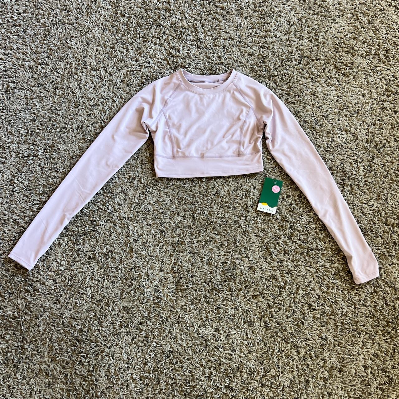 Halara workout crop top Women’s Size small - Depop