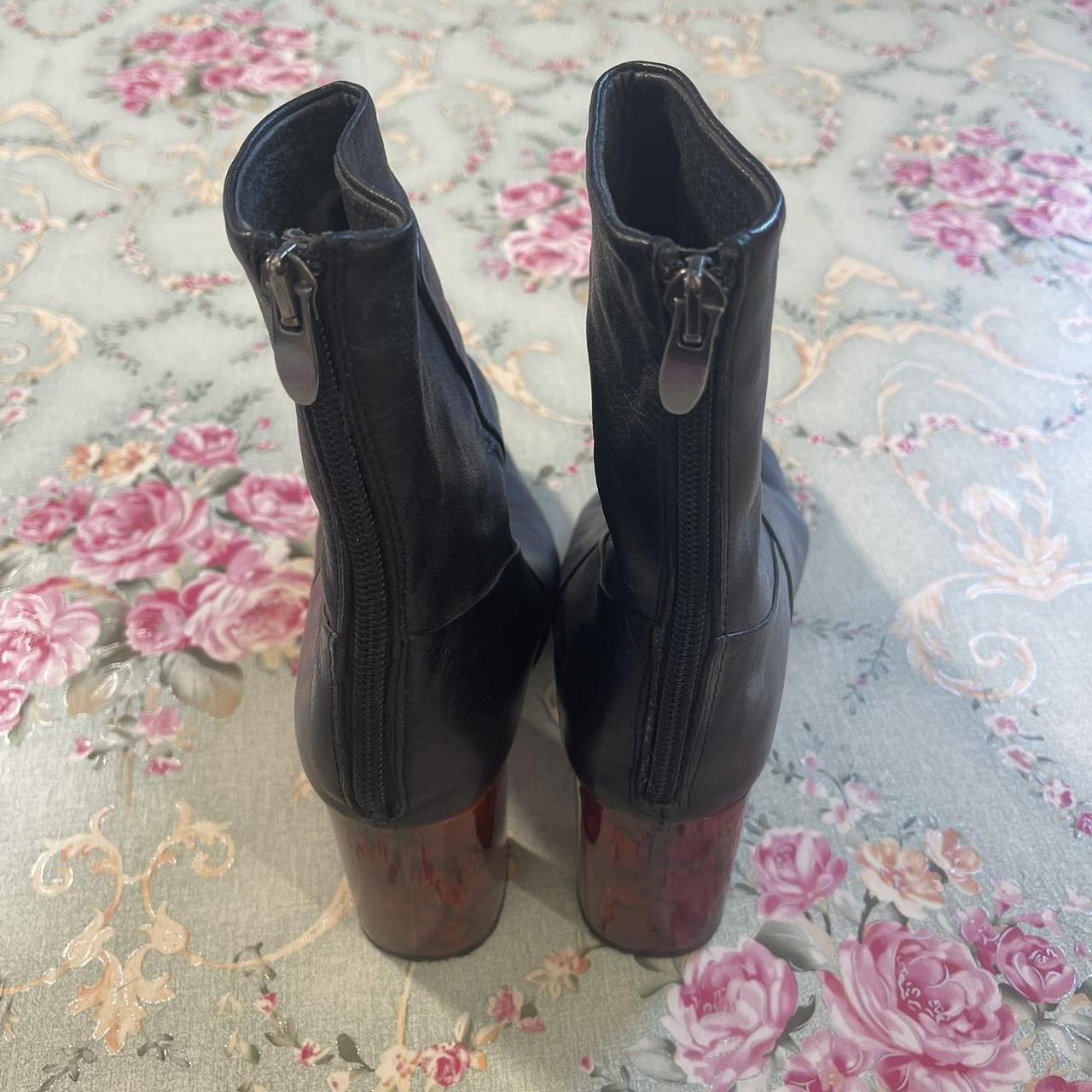 Topshop tortoise heel leather booties Marked size... - Depop