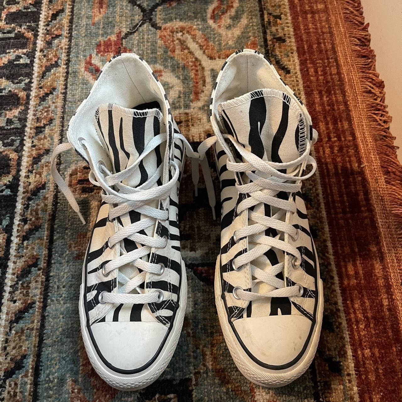 Barely ever worn zebra high top platform converse - Depop