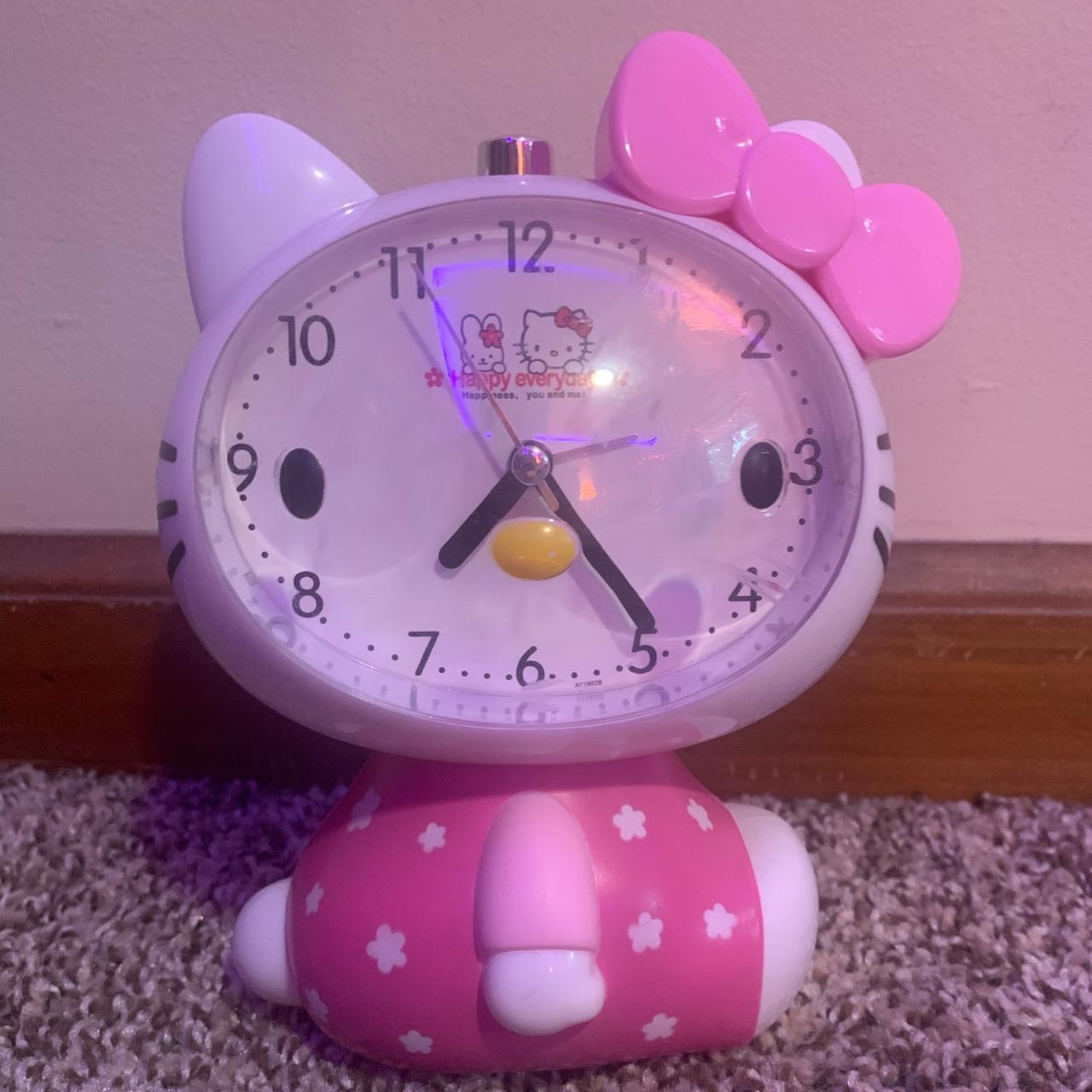 hello kitty clock - Depop