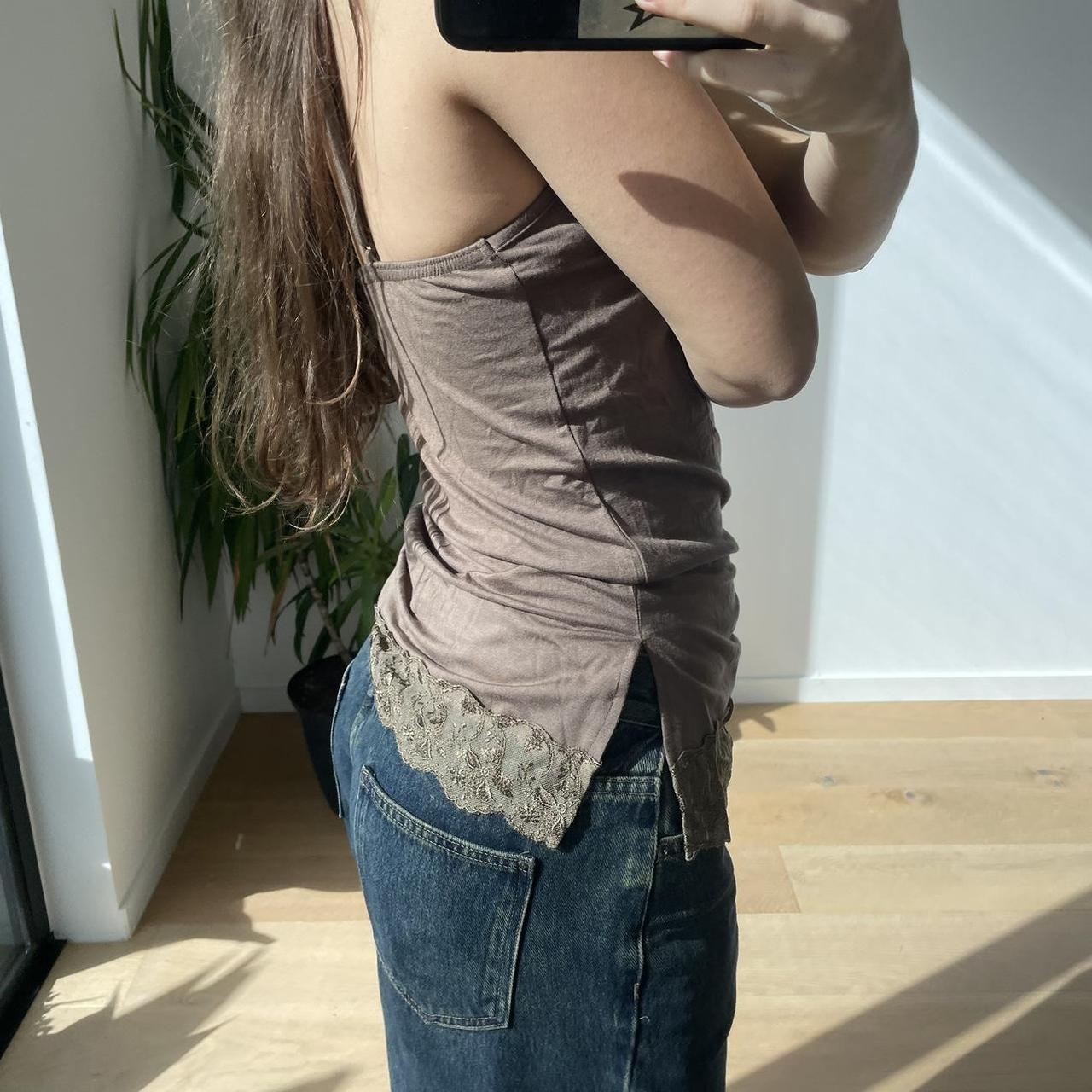 Lace trim singlet / tank top - Depop