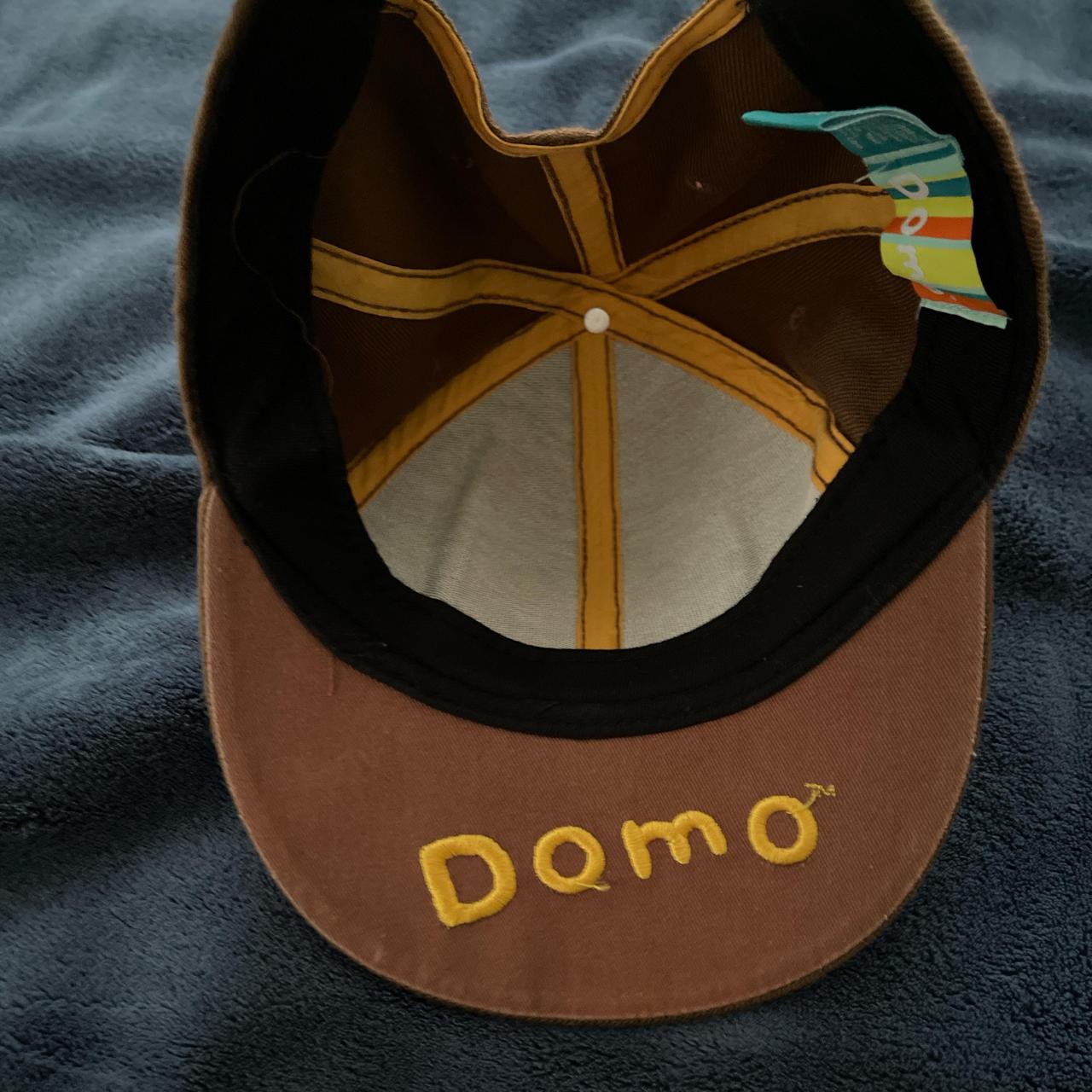domo hat ‼️send offers‼️ - Depop