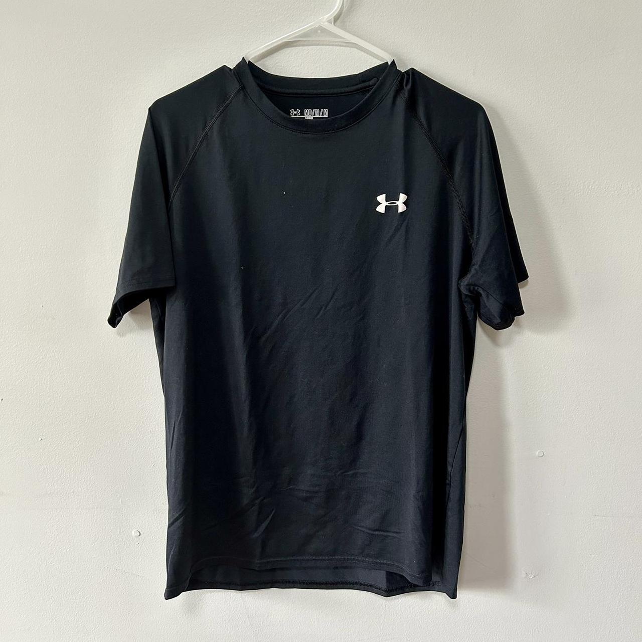 Under armour workout shirt - Depop