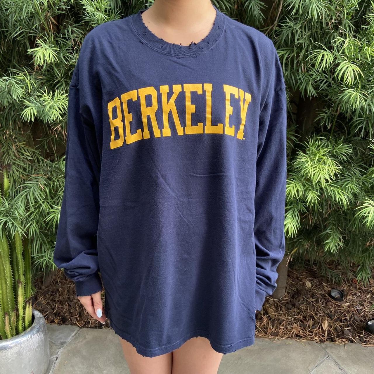 UC Berkeley Tee💎 University of California Berkeley... - Depop