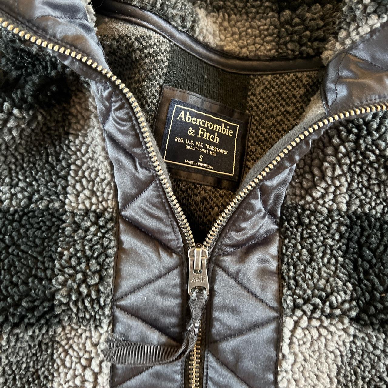 Abercrombie & Fitch teddy jacket. No flaws. Size small - Depop