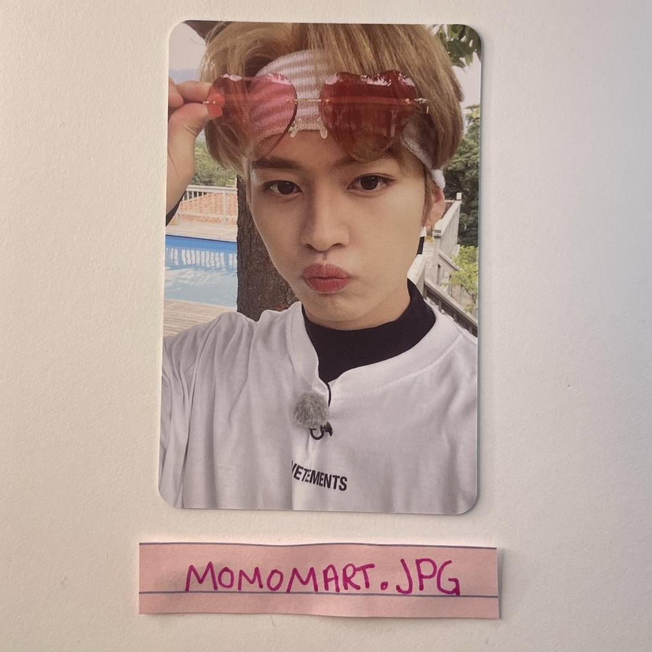 LEE KNOW - NO EASY - STRAY KIDS double sided... - Depop