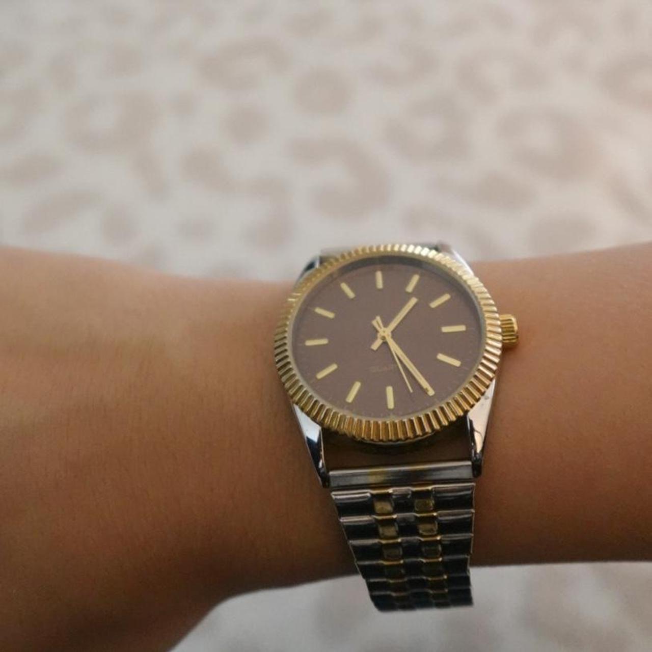 Vintage Two Tone Gold and Silver Stretch Watch this... - Depop
