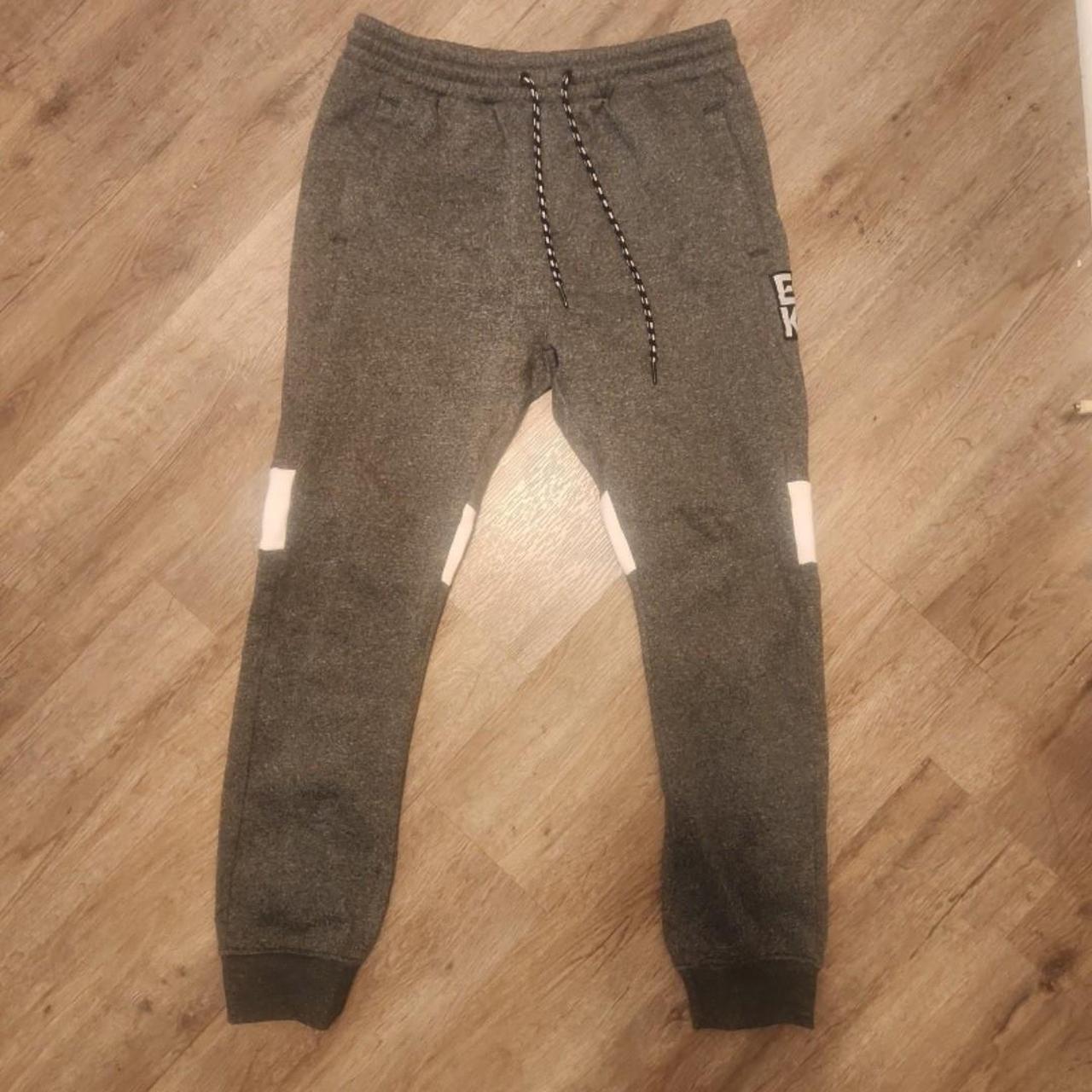 Grey and white ecko sweatpants #sweatpants | Depop