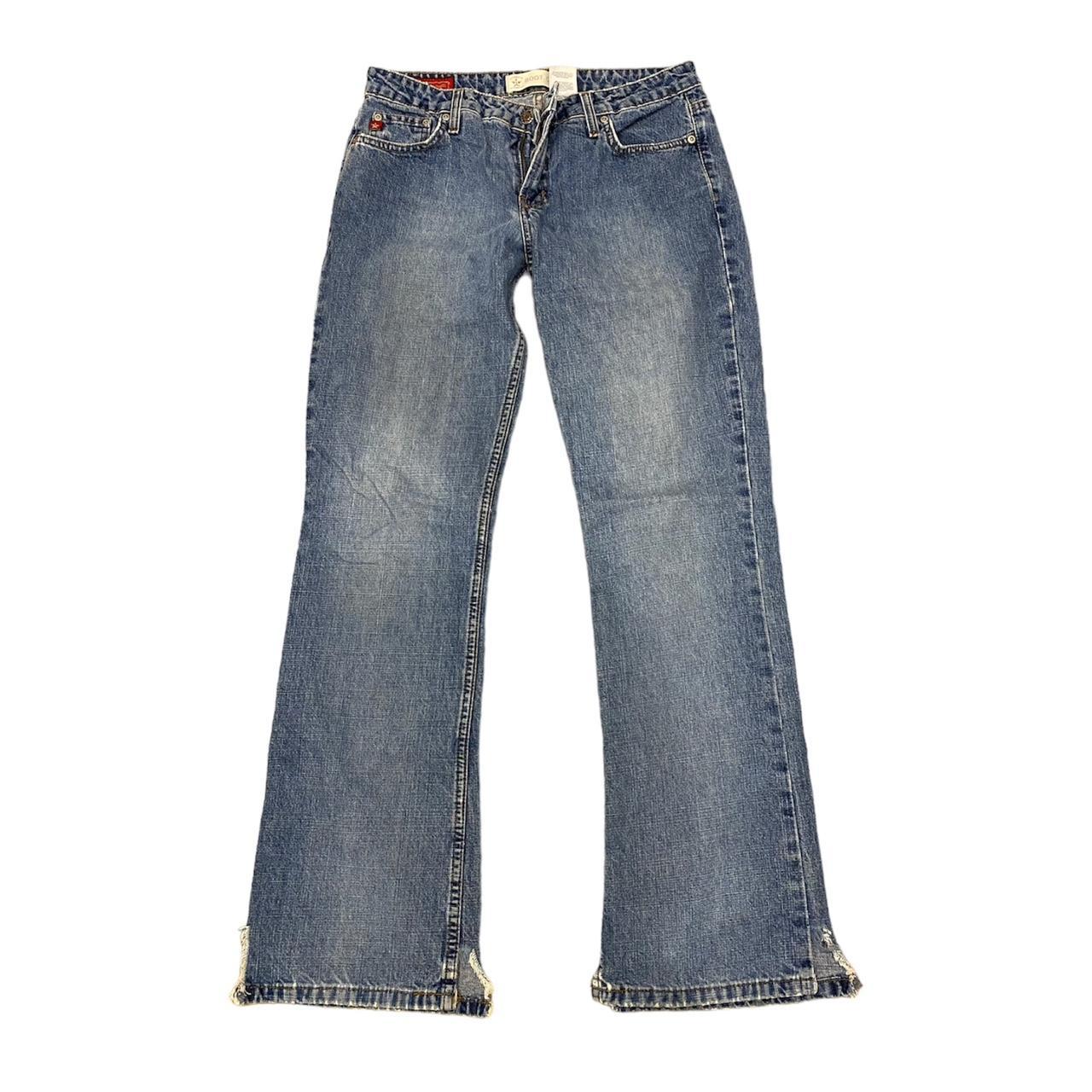 Arizona Bootcut jeans - Depop