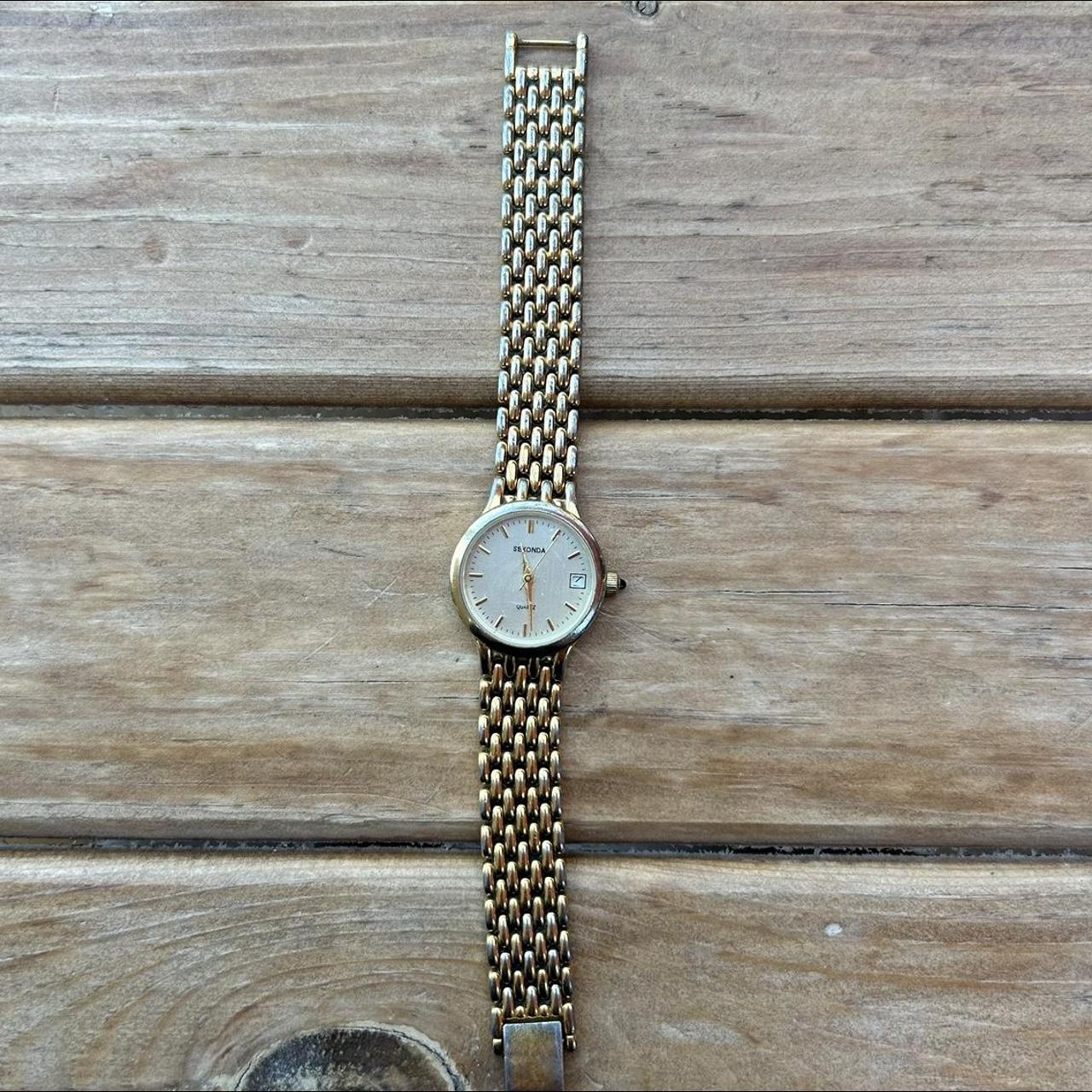 Vintage y2k gold tone ladies dainty watch Length-... - Depop