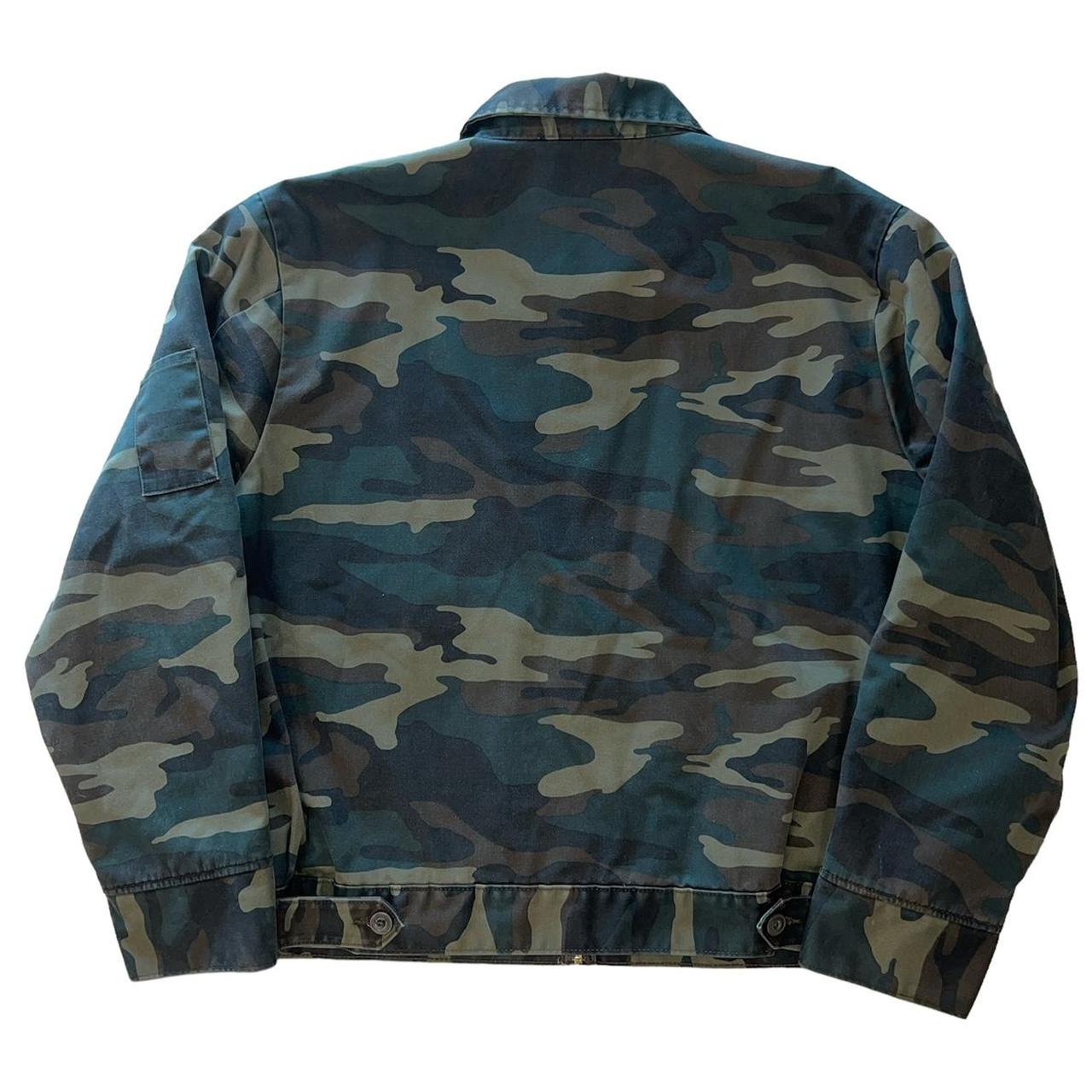 Dickies Insulated Eisenhower Camo Jacket Size... - Depop