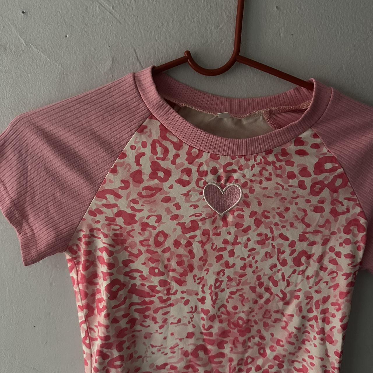 y2k cheetah print crop top no tag but fits... - Depop