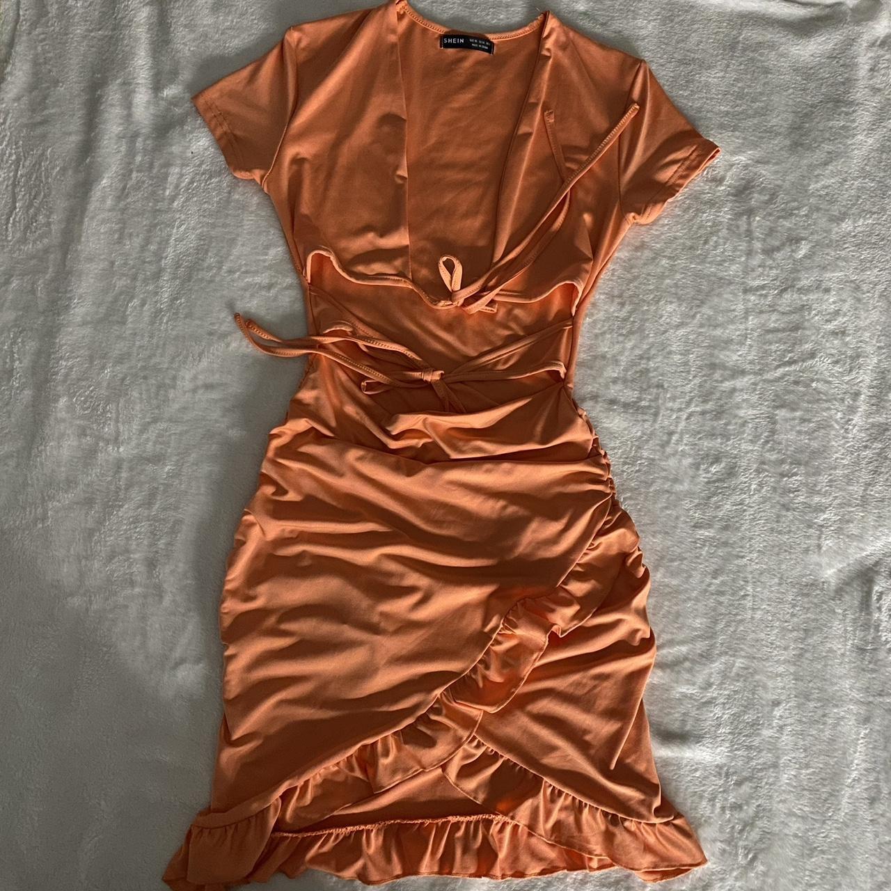 Cute orange dress Wore once Fits a Small as well - Depop