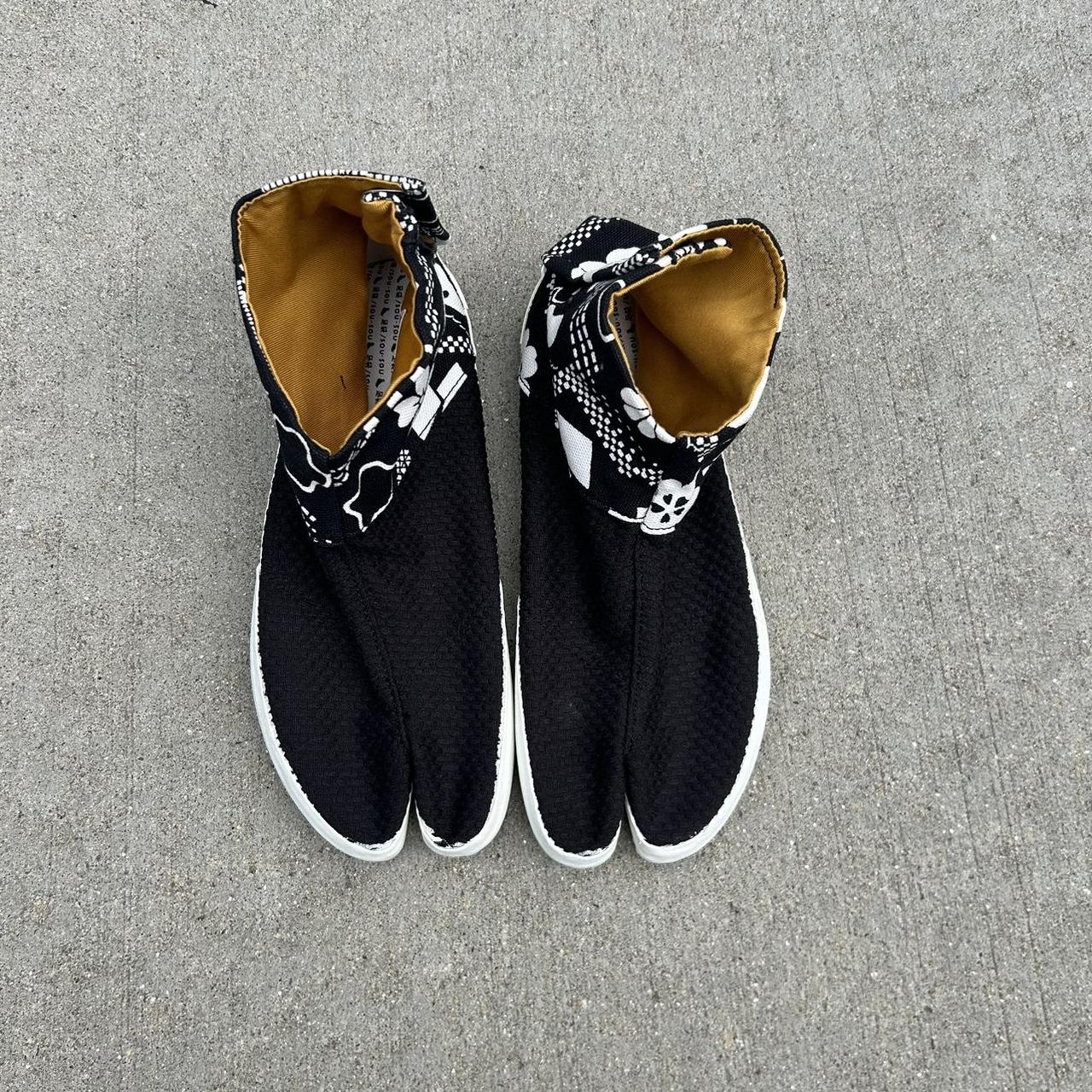 Late 80s Sou Sou Japan Tabis - Never worn - approx.... | Depop