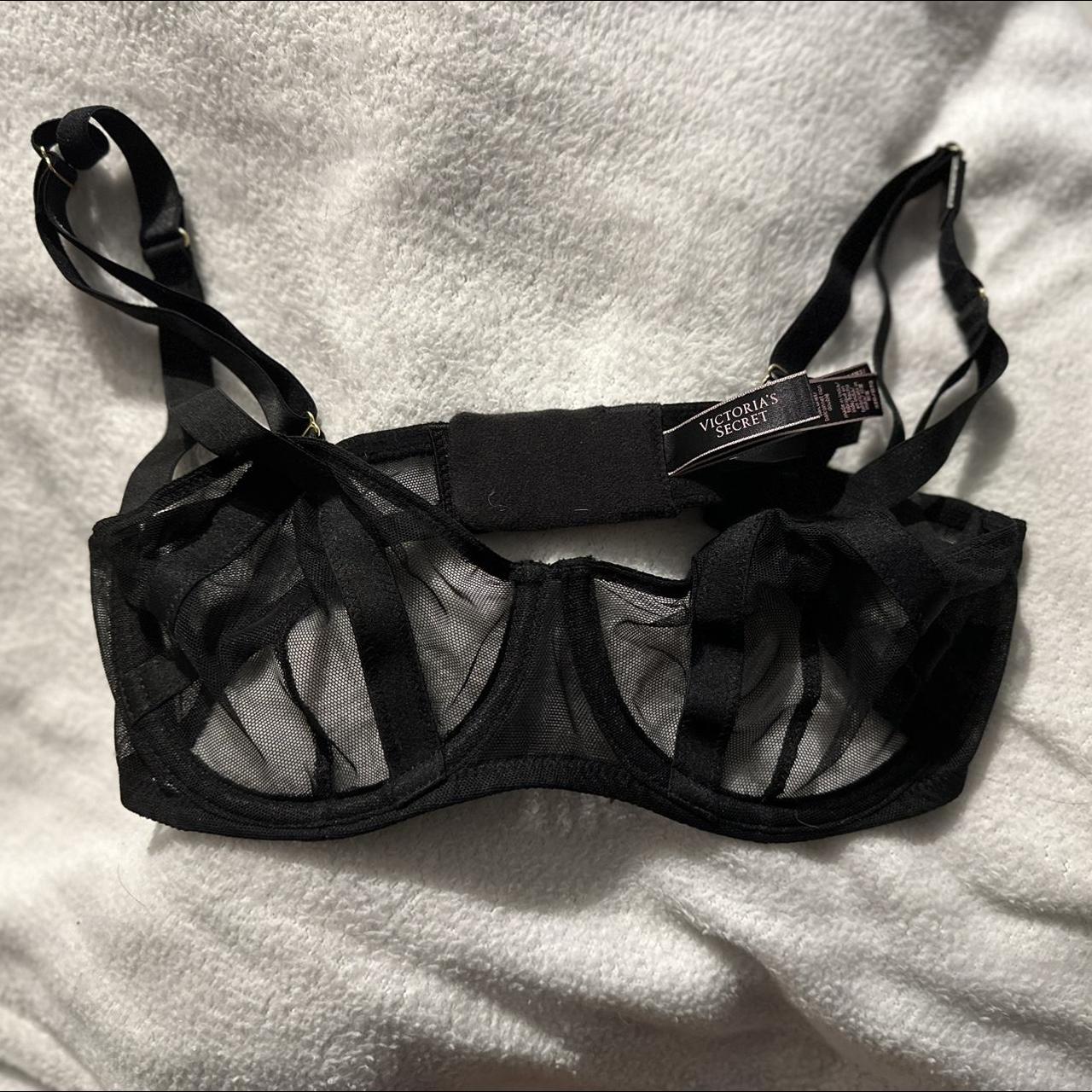 Victoria's Secret Women's Black Bra | Depop