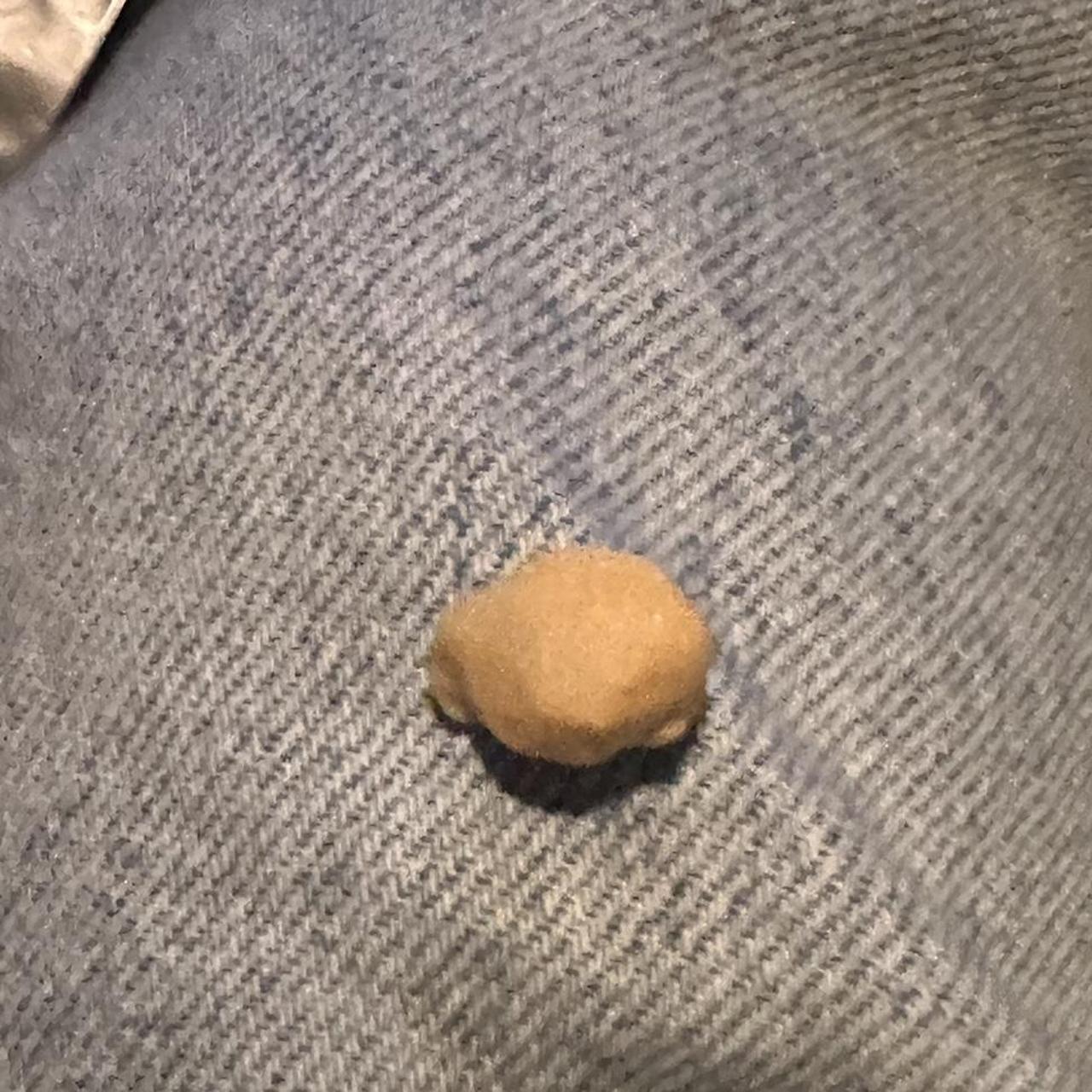 piece of drew’s chair😍 #drewphillips #enyaumanzor... - Depop