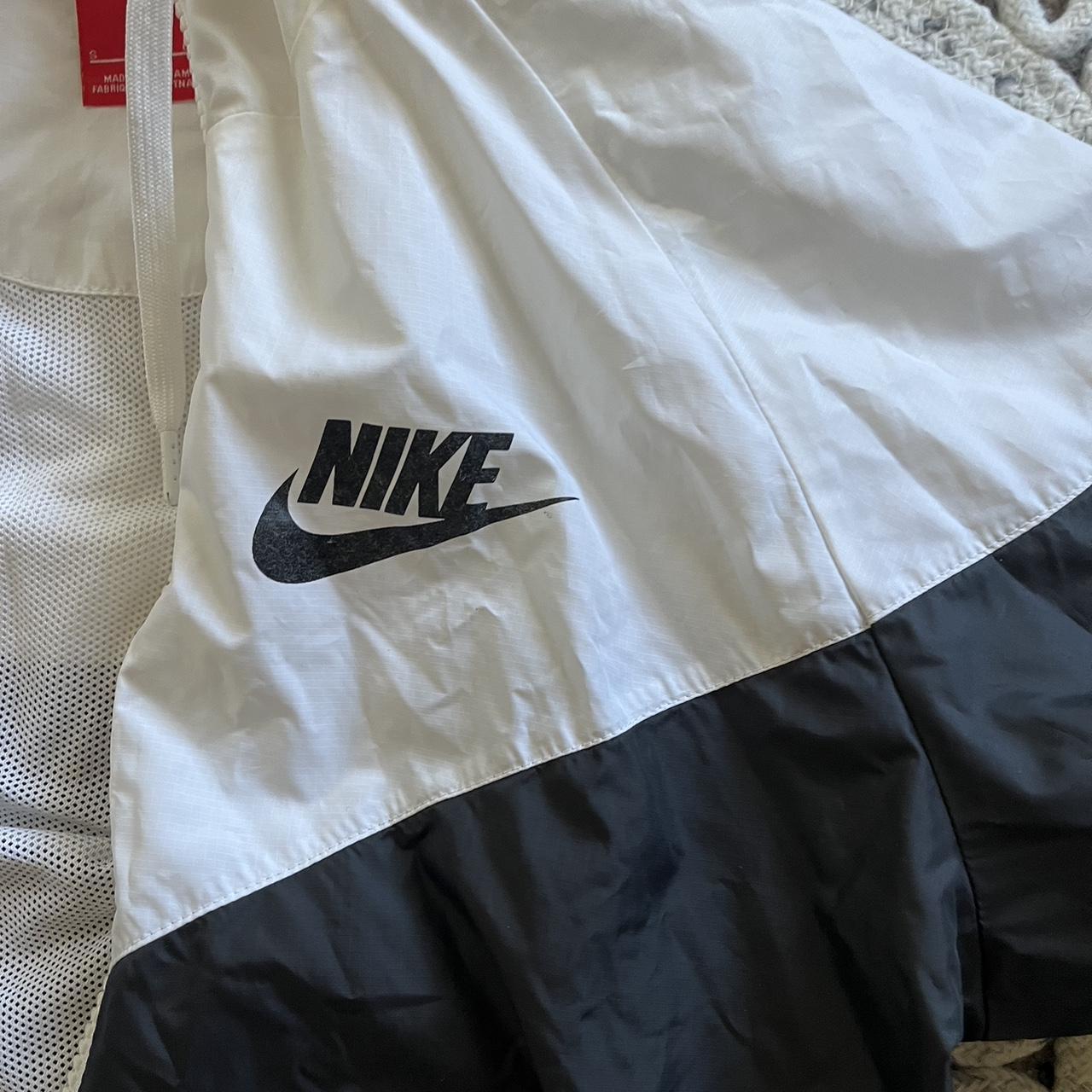 small Nike wind breaker worn once... - Depop