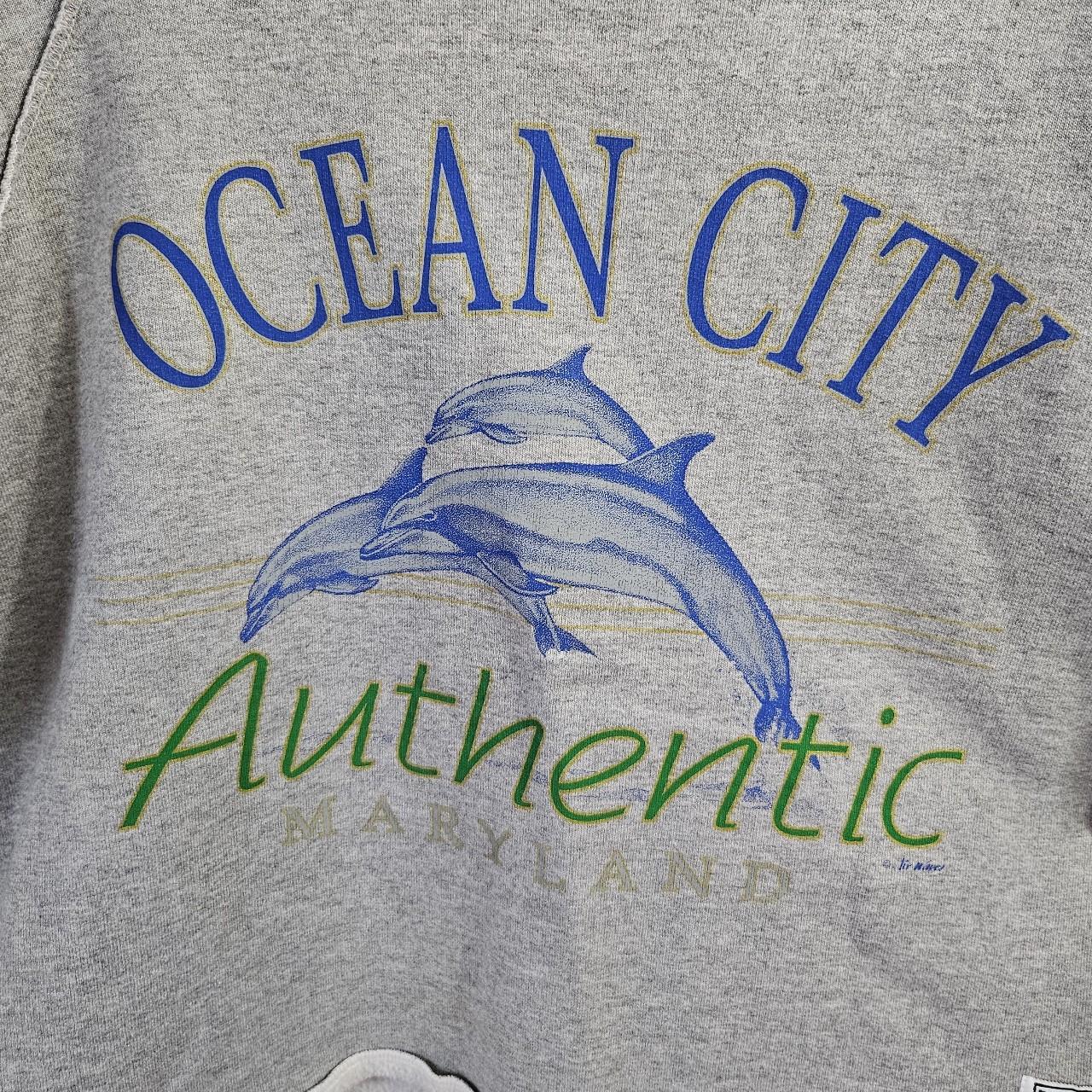 Athleta Men's Grey Sweatshirt | Depop