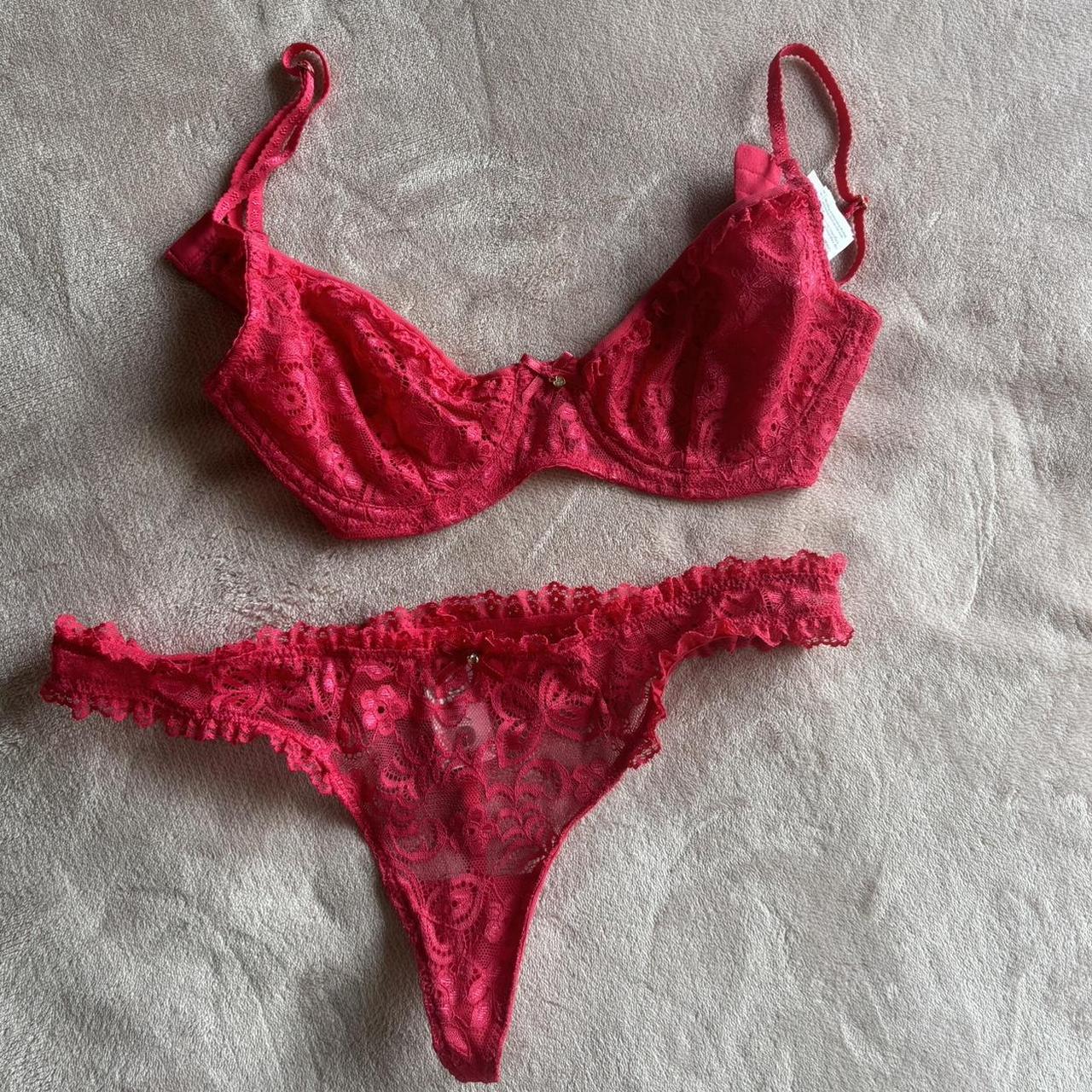 Bra And Undie Set Size M Undie Size 10c Bra 2000 Depop