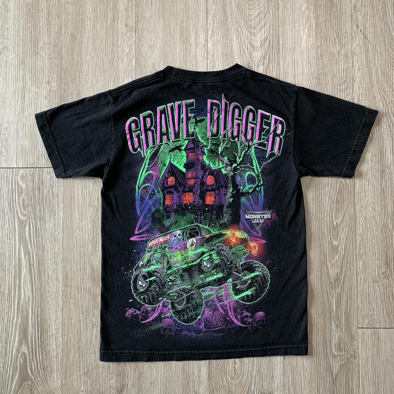 2000’s Vintage Kids Grave Digger Race Team... - Depop