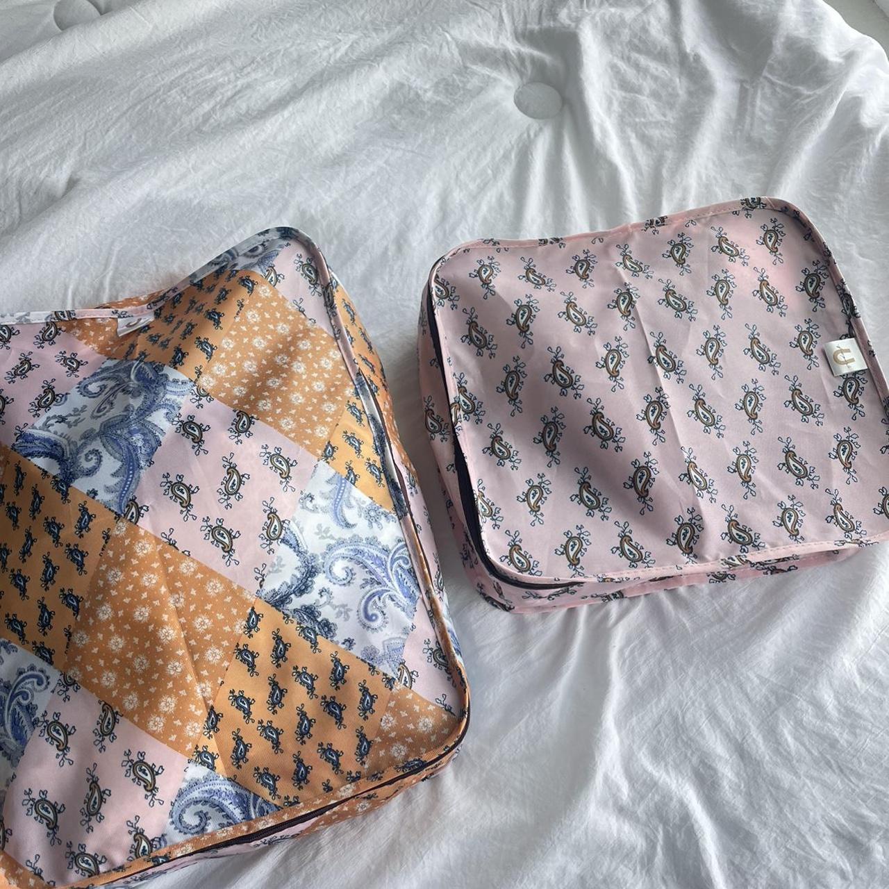 free people packing cubes - Depop