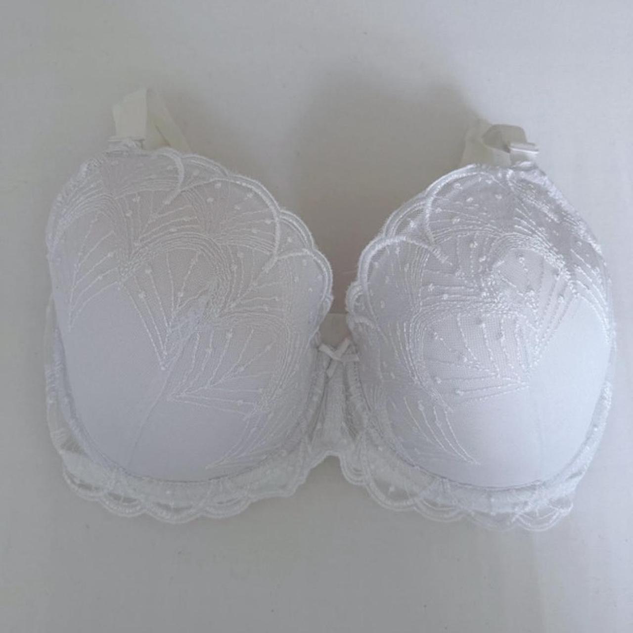 George white lace padded bra Brand new Size... - Depop