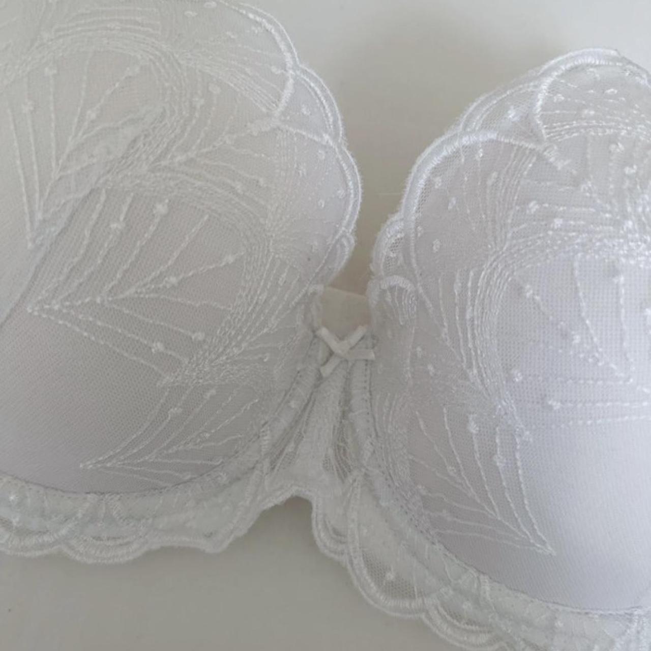 George white lace padded bra Brand new Size... - Depop