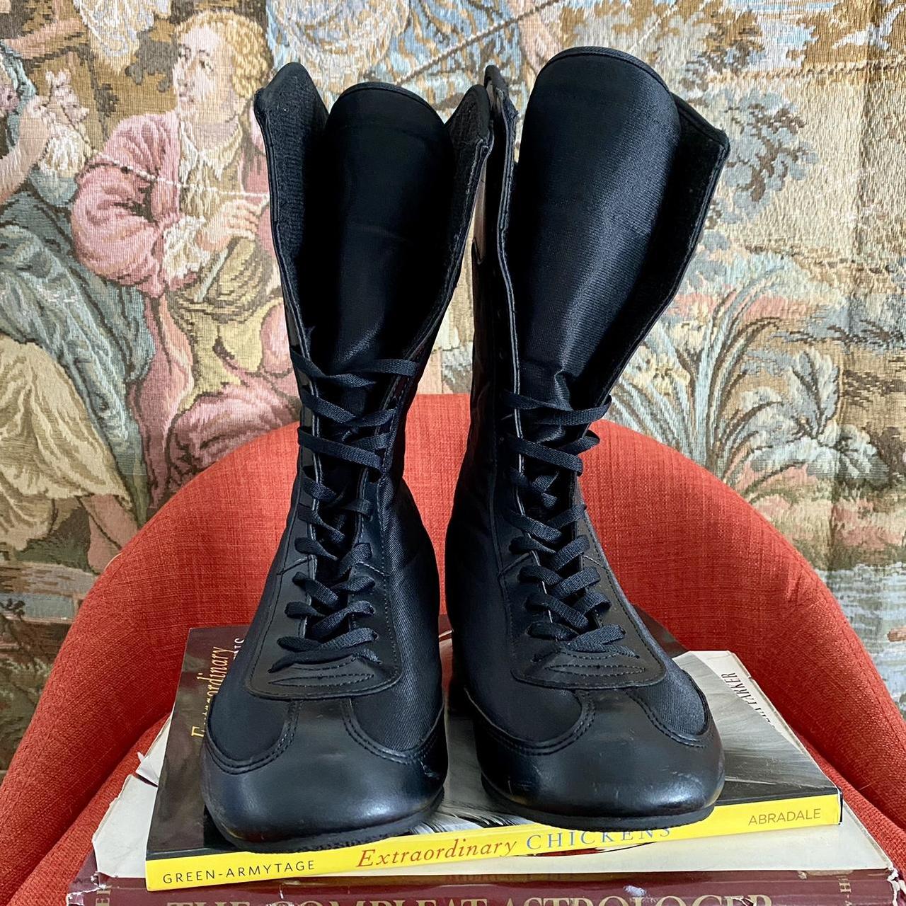 Title Boxing black boxing shoes (size 8) in amazing... - Depop