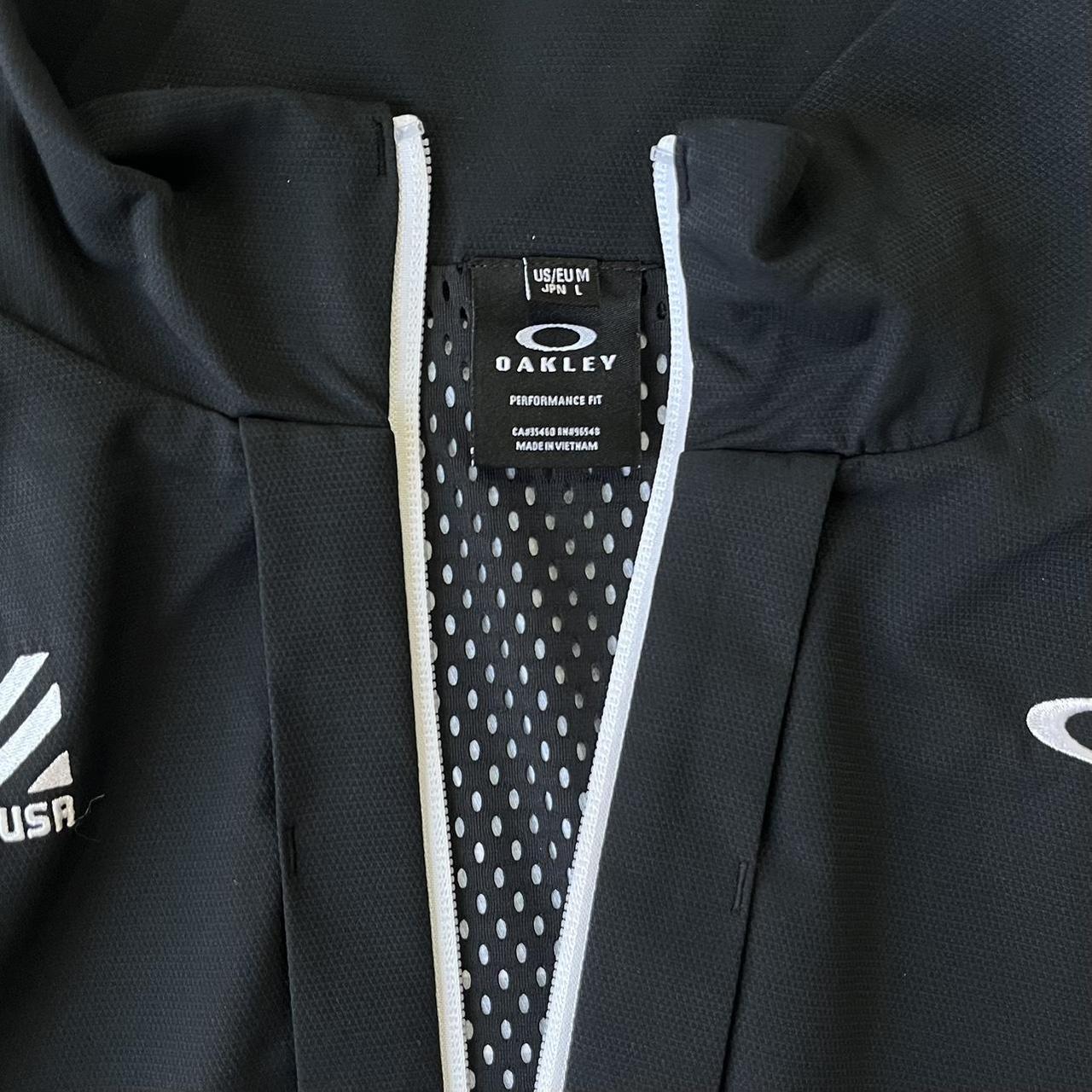 Oakley Zip-up 2-way Jacket. Perfect design for golf... | Depop