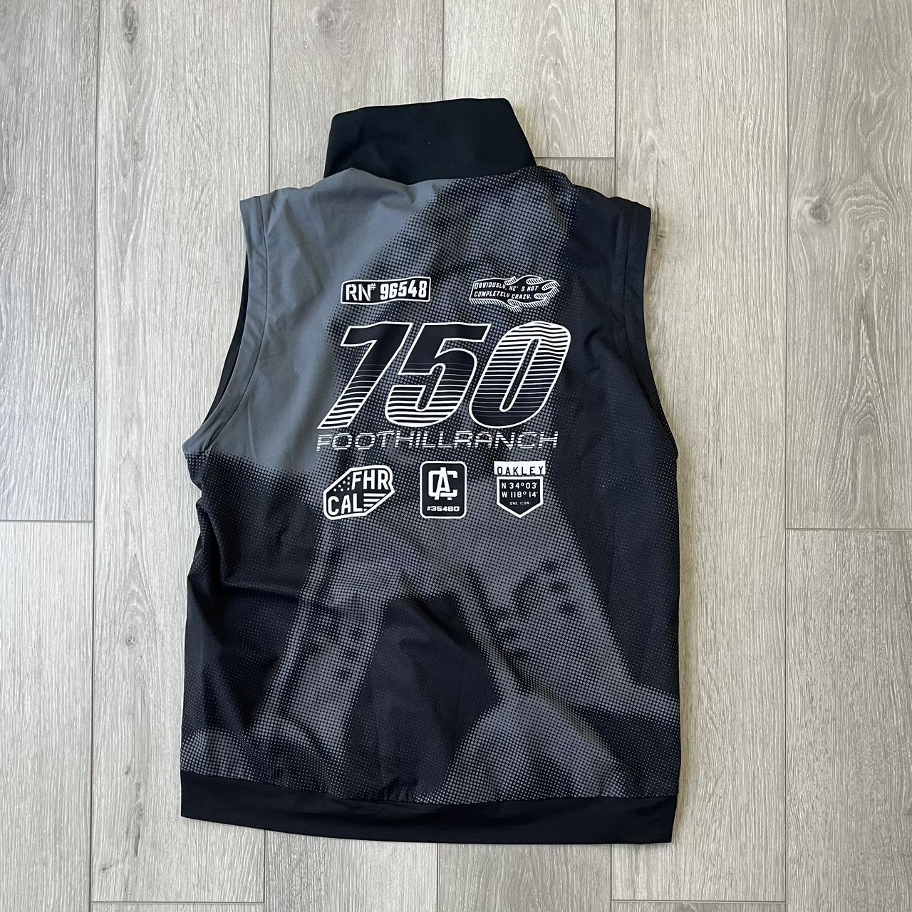 Oakley Zip-up 2-way Jacket. Perfect design for golf... | Depop