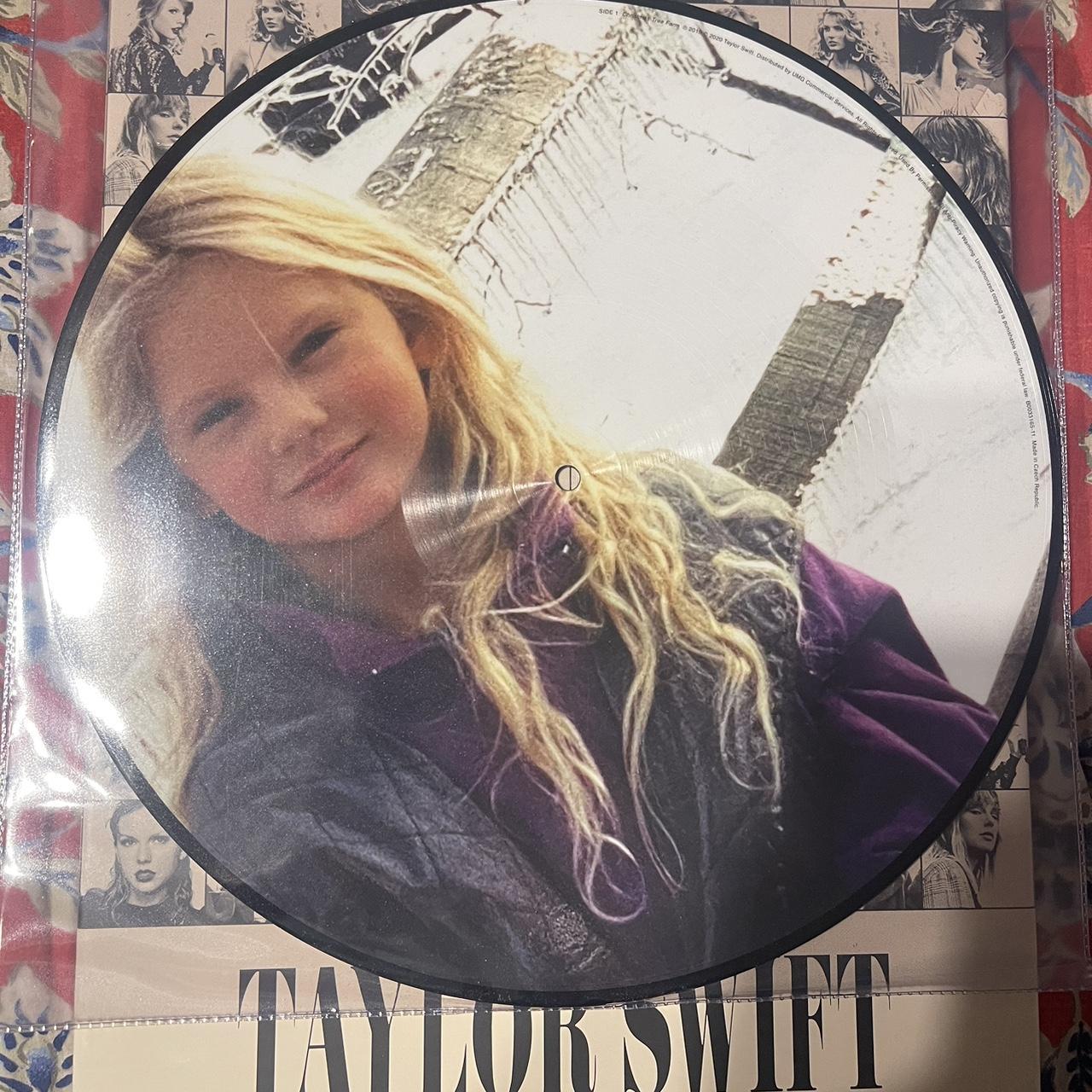 Taylor Swift Christmas Tree Farm picture disc 💞 only... - Depop