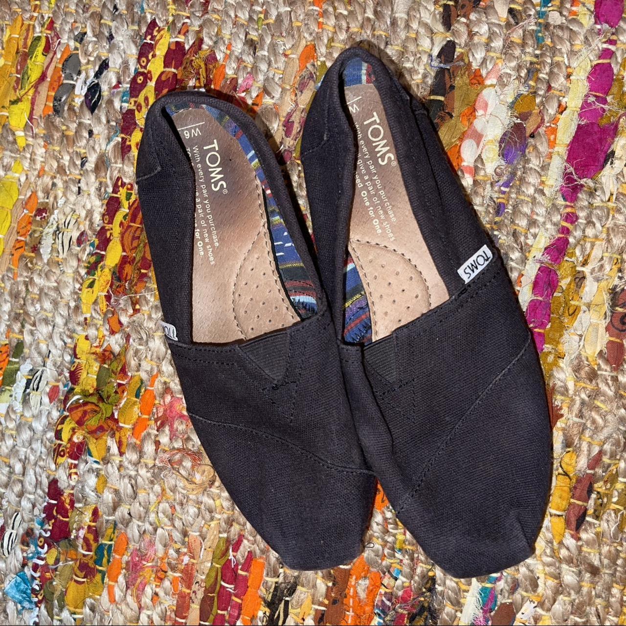 Black Toms #Shoes #Toms - Depop