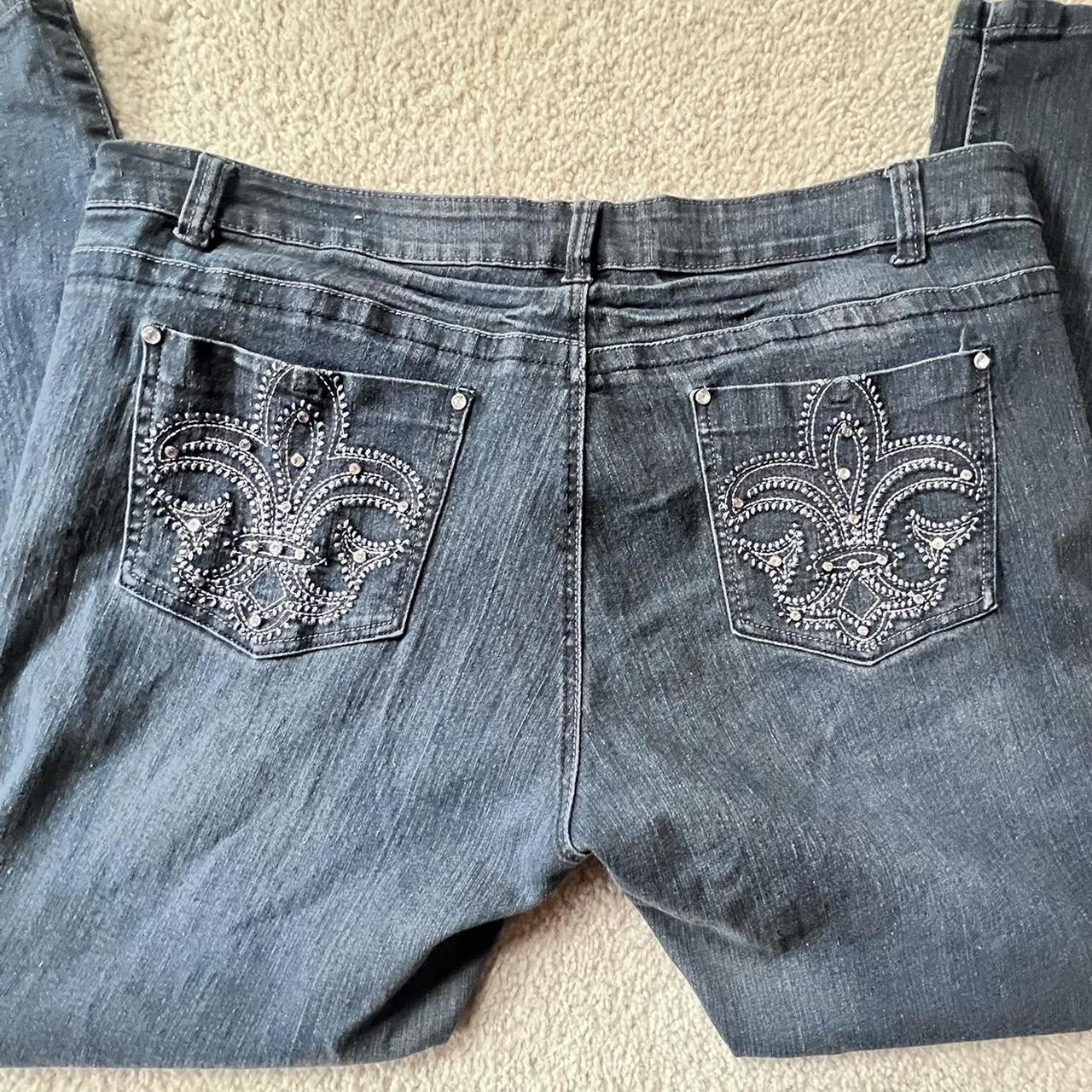cute bedazzled pocket jeans - Depop