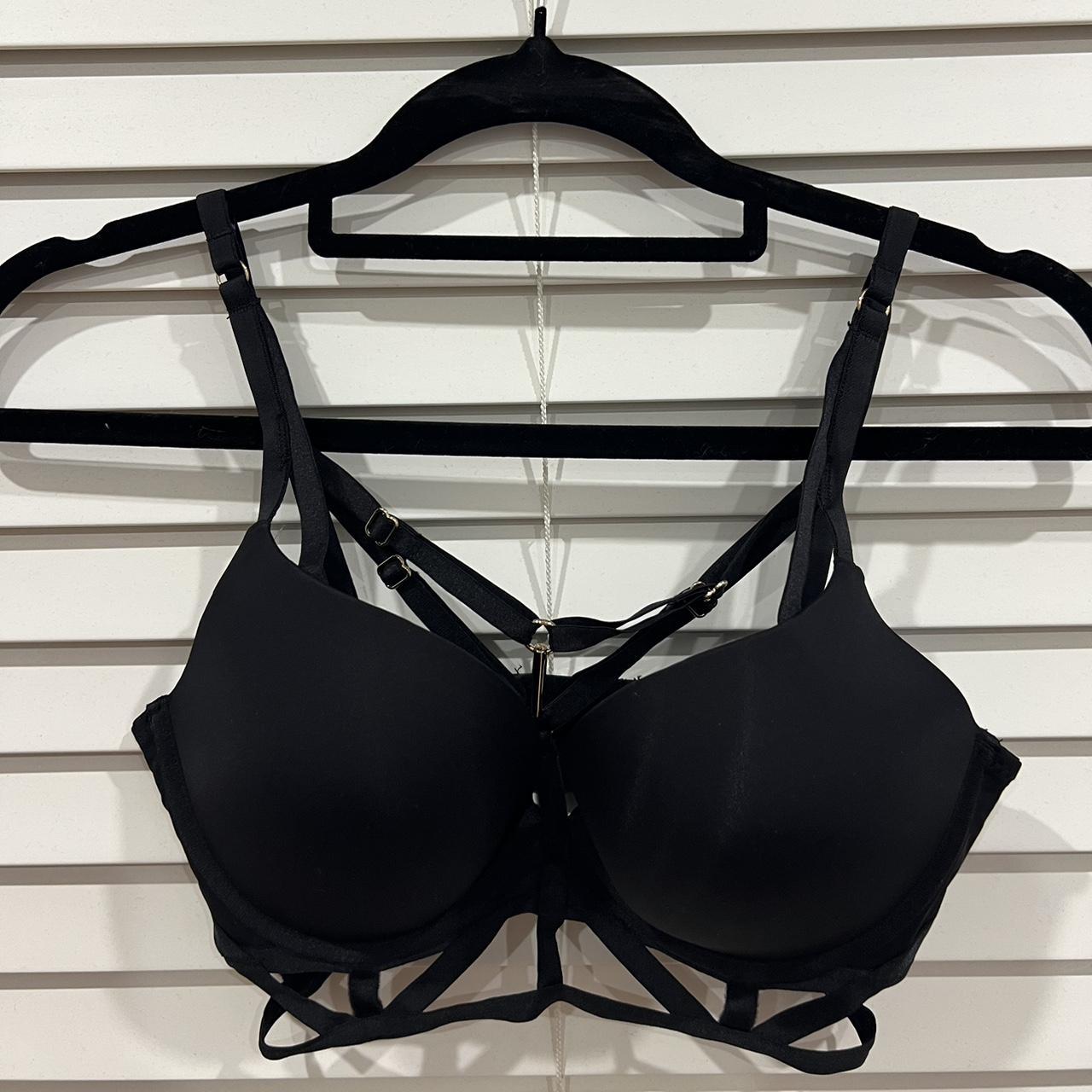Bras and things bra in black Size 10D/32D Never worn - Depop